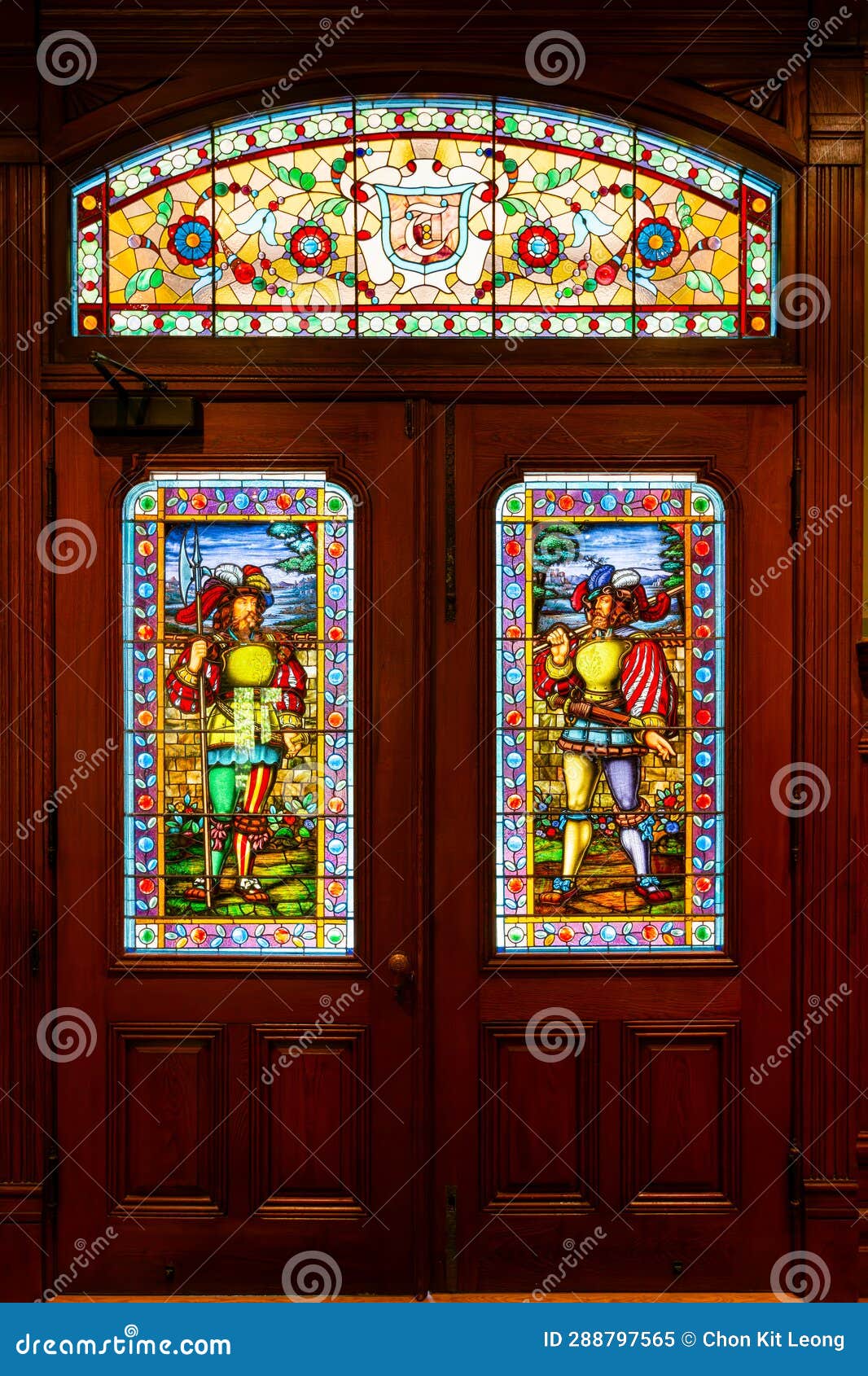 Interior View of the Beringer Vineyards Editorial Image - Image of ...