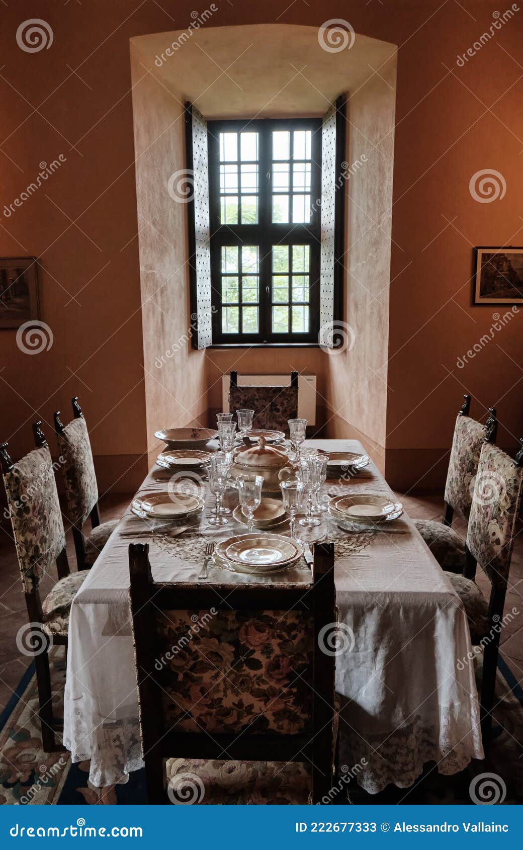 Interior View of Dining Room with Elegance Luxury Dinner Table Setup ...