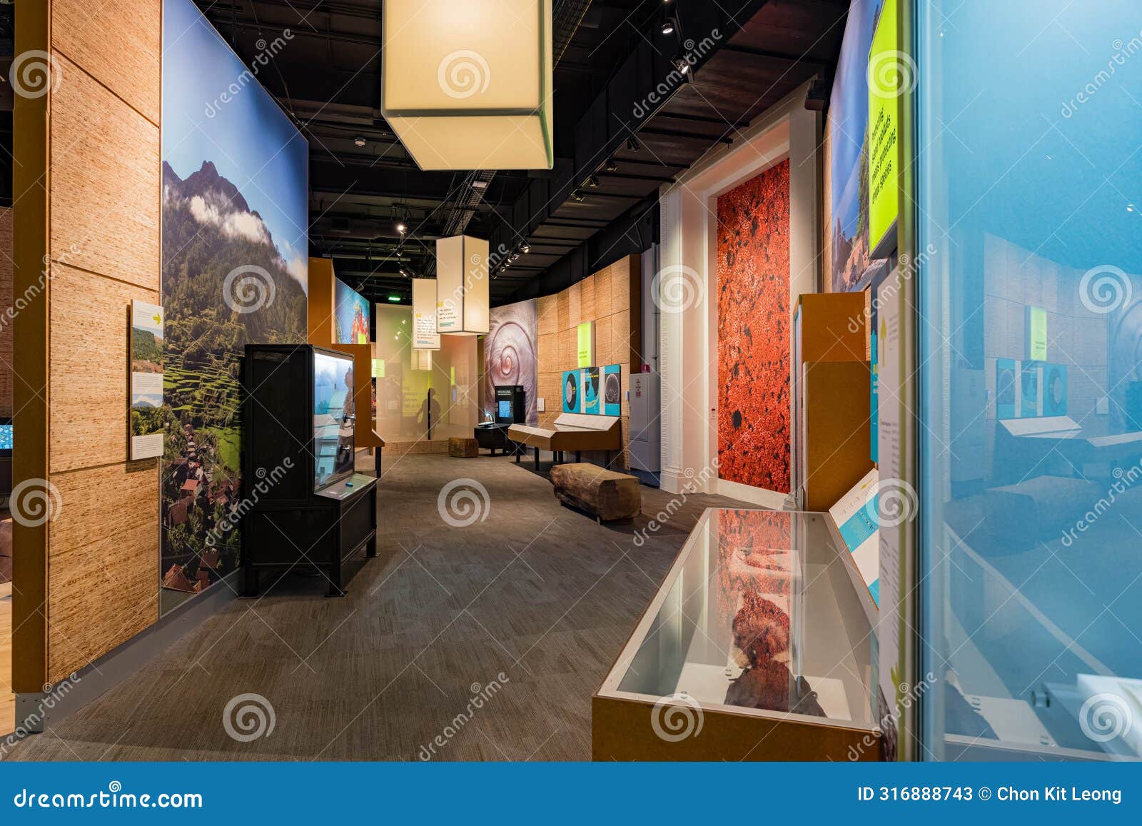 Interior View of the Field Museum Editorial Stock Photo - Image of ...