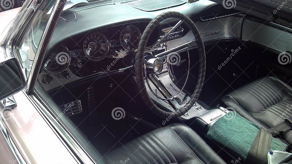 Classic Ford editorial image. Image of thunderbird, view - 126281725