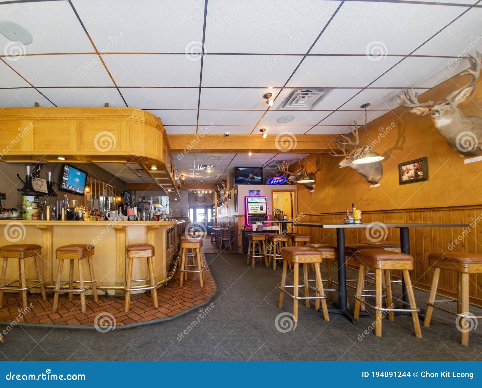 Interior View of a Hunter Style Bar and Restaurant Editorial Stock ...