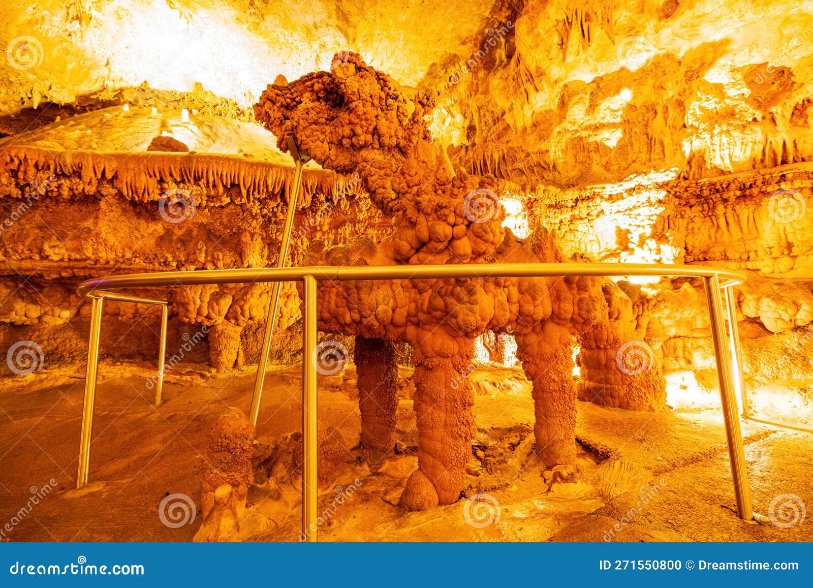 Interior View of the Meramec Caverns Stock Photo - Image of united ...