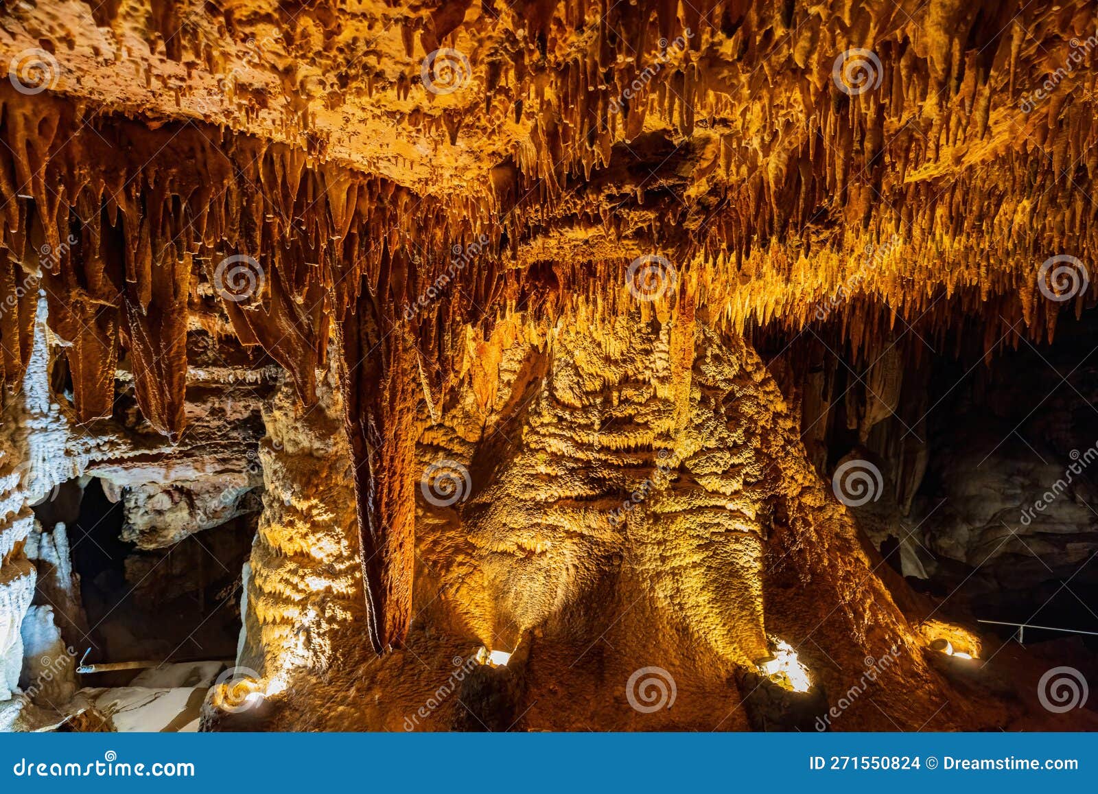 Interior View of the Meramec Caverns Stock Photo - Image of sullivan ...