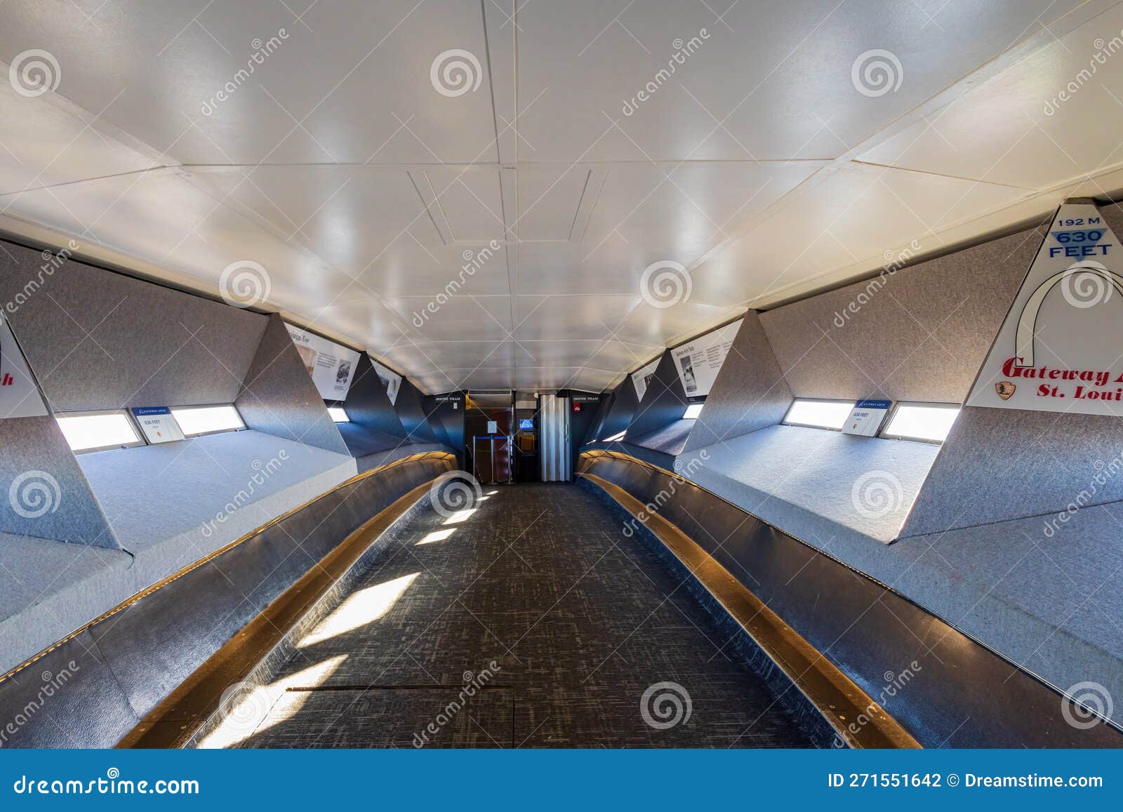 Interior View of the Overlook Bridge of the Gateway Arch Editorial ...