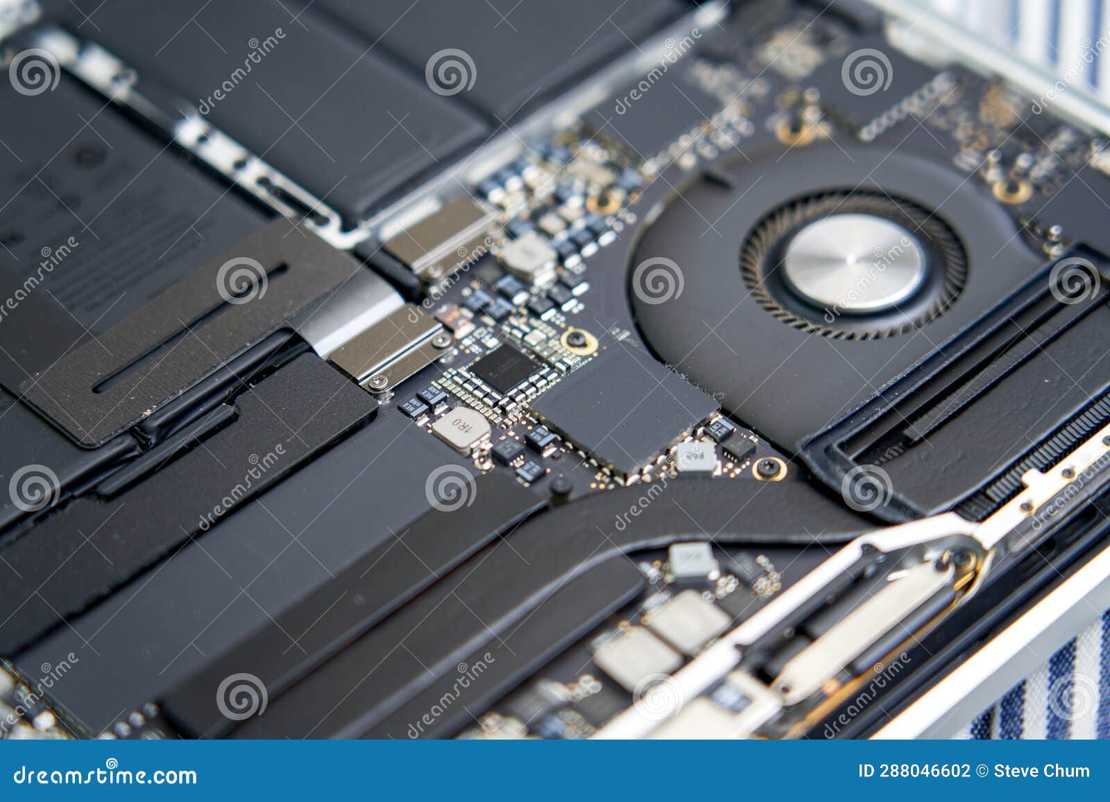 The Internal Structural Electronic Components of a Disassembled High ...