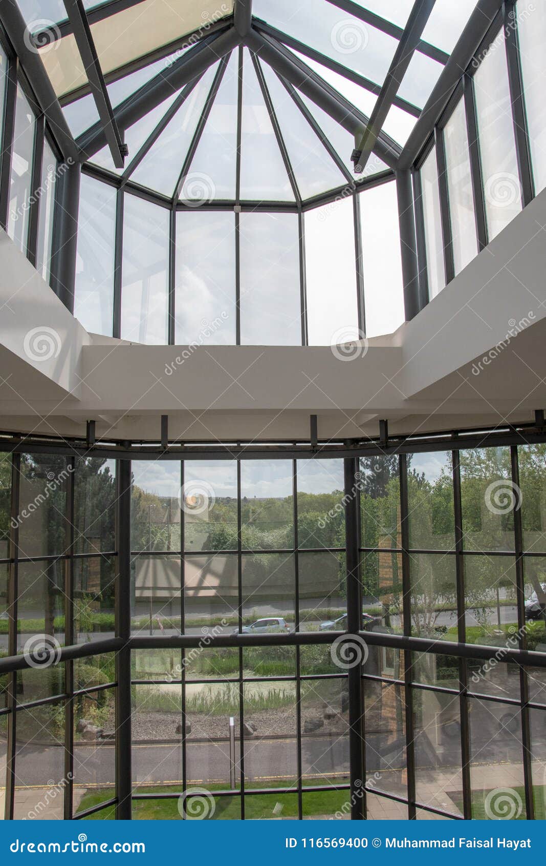 Internal Structure of a Building, Modern Design Glass Roof Structure ...