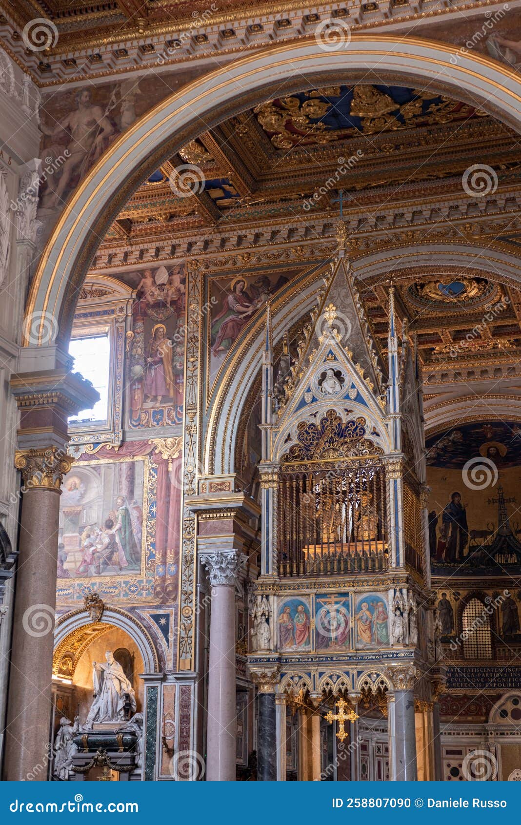The Internal View of the Basilic of Saint John in Laterano in Rome ...