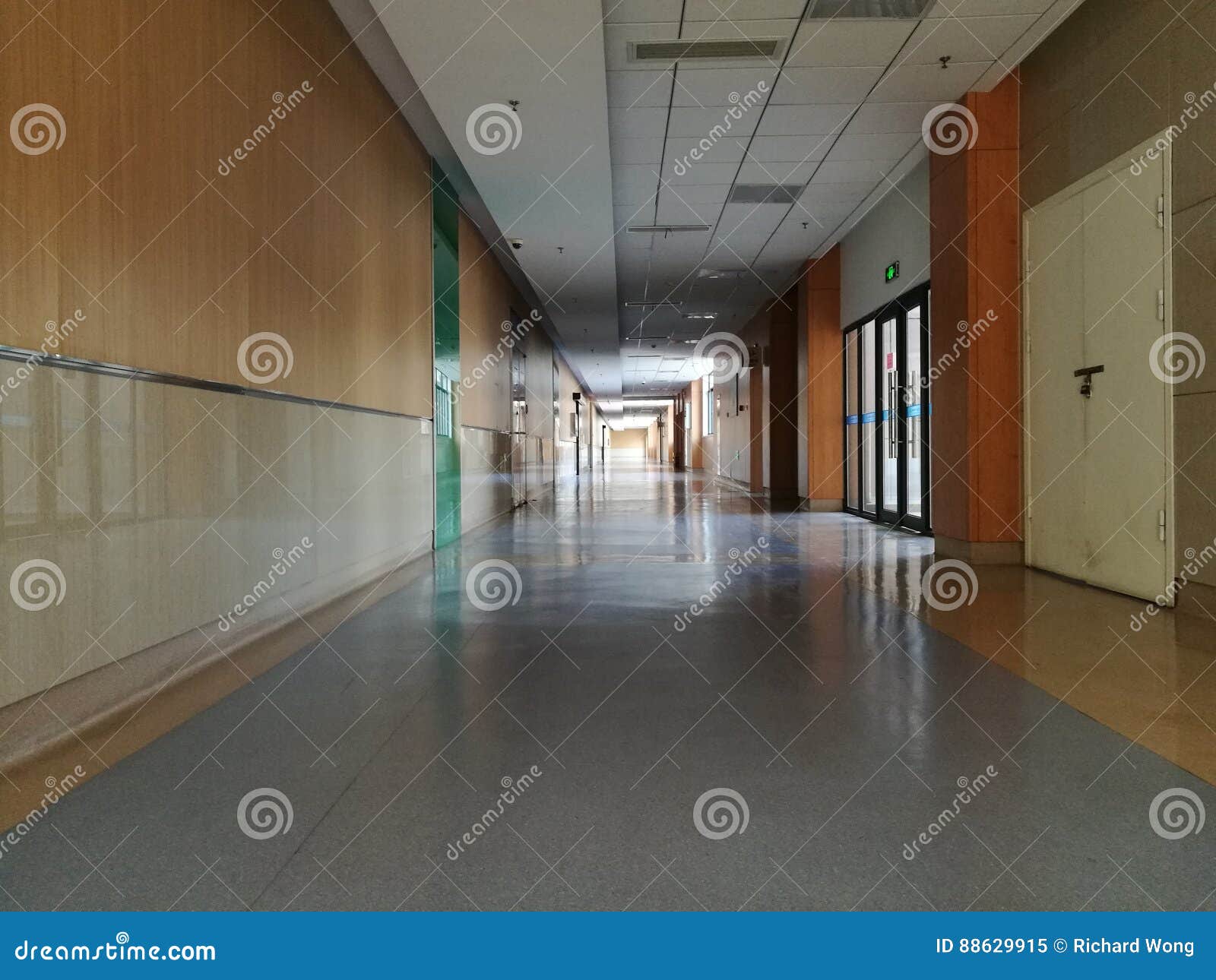 The Internal View of the Modern Hospital Editorial Image - Image of ...