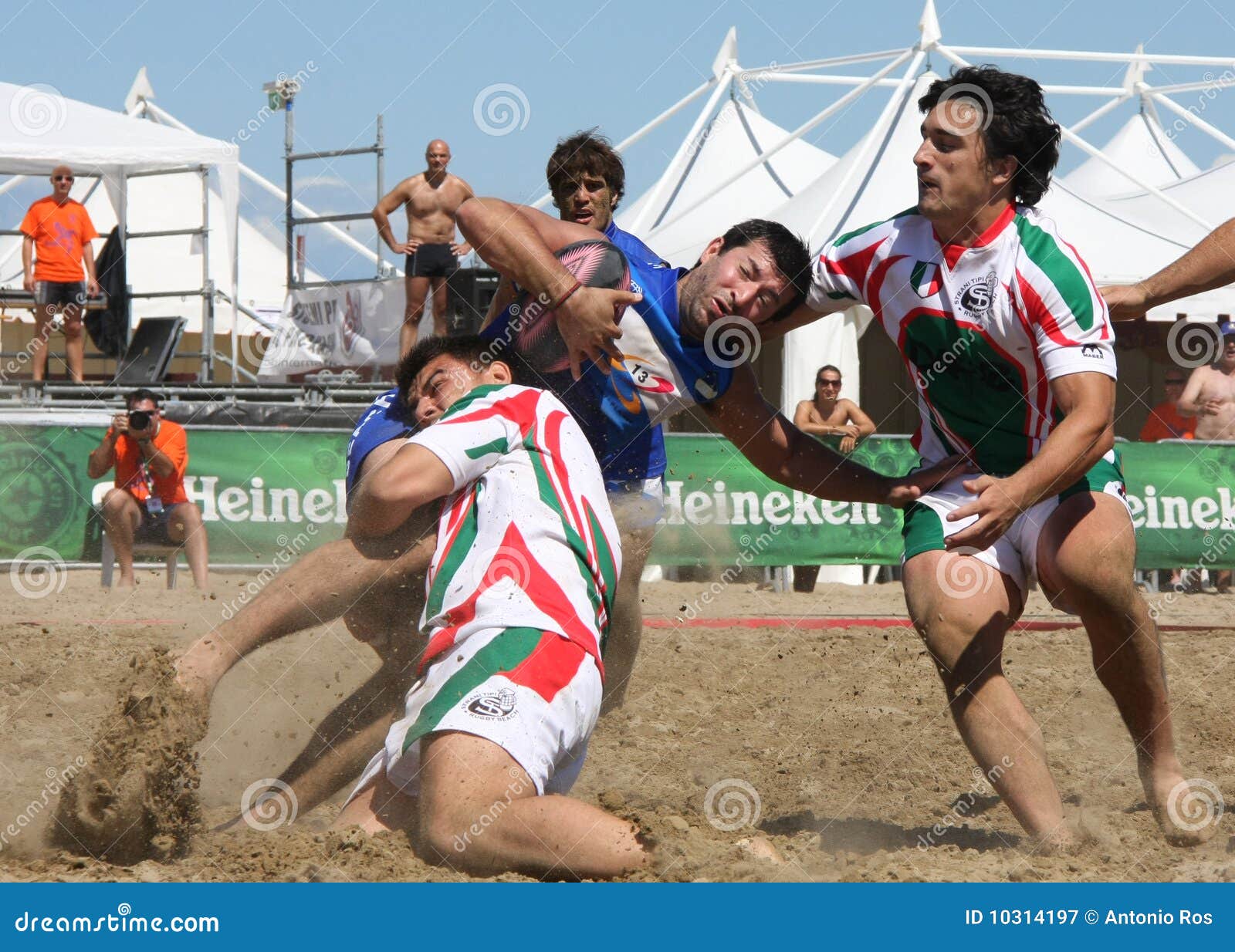 INTERNATIONAL BEACH RUGBY - ITALY Editorial Photography - Image of ...