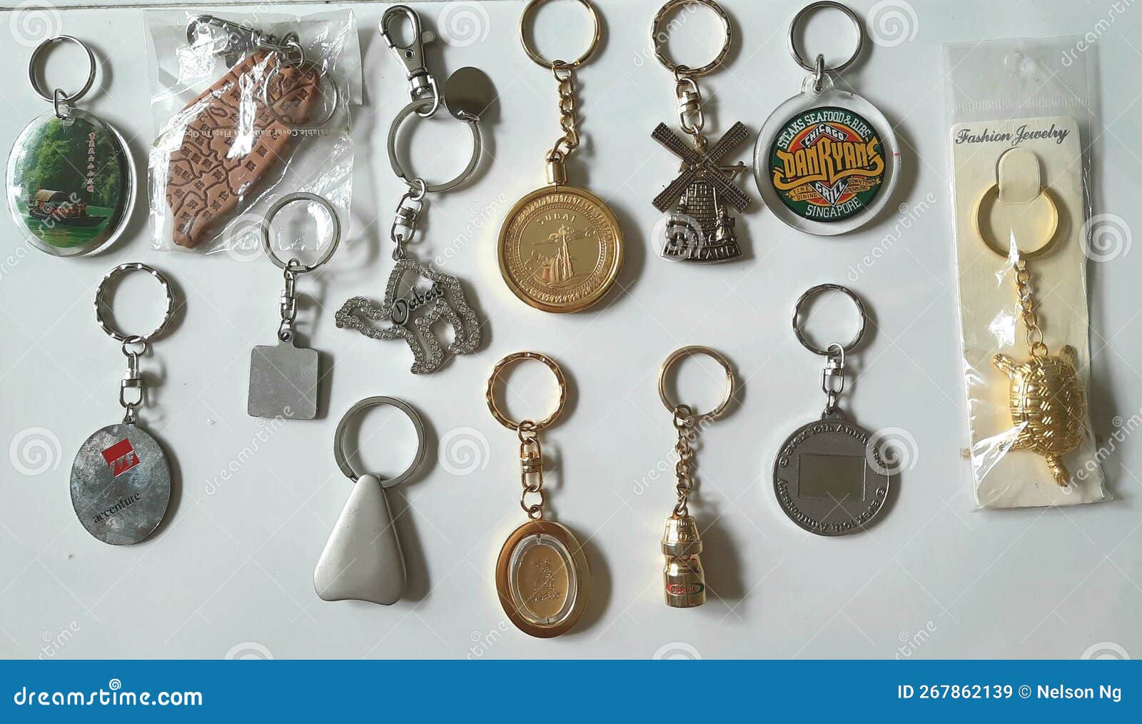 International Key Chain Collected from Different Countries in the World ...