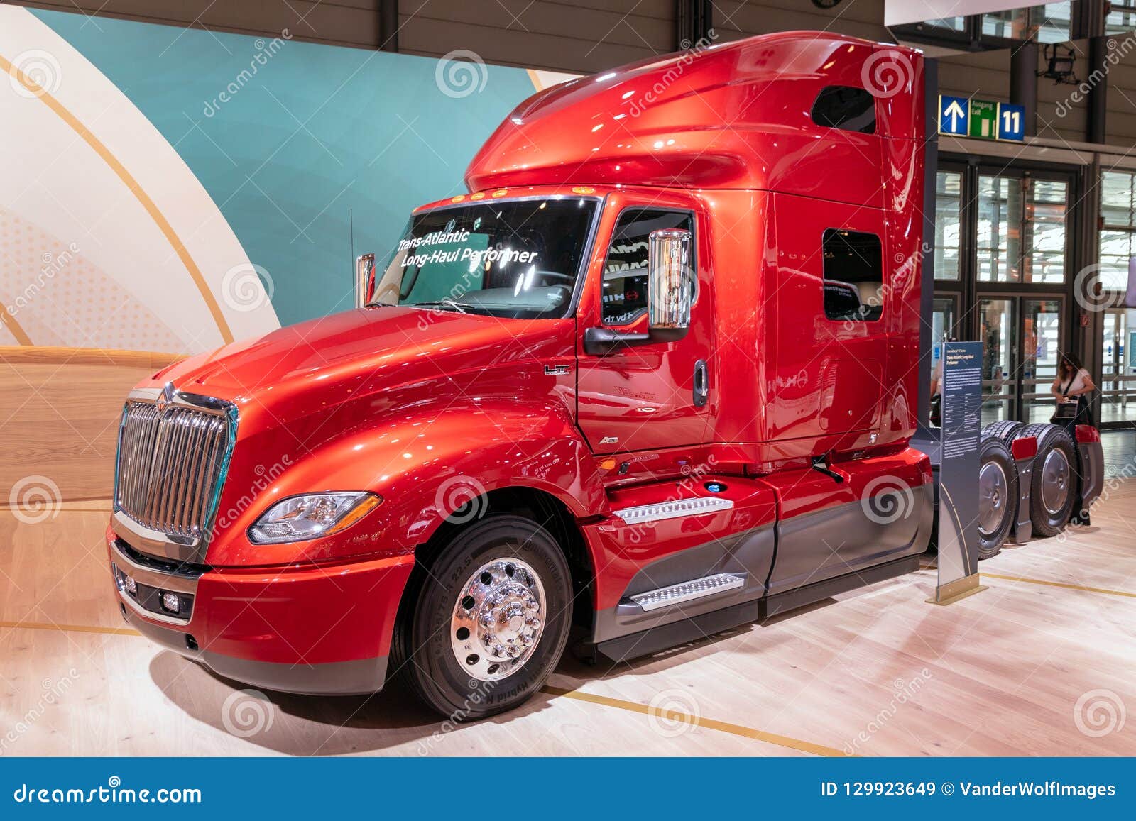 2019 International Trucks LT A26 LT625 Tractor Truck Editorial Stock ...