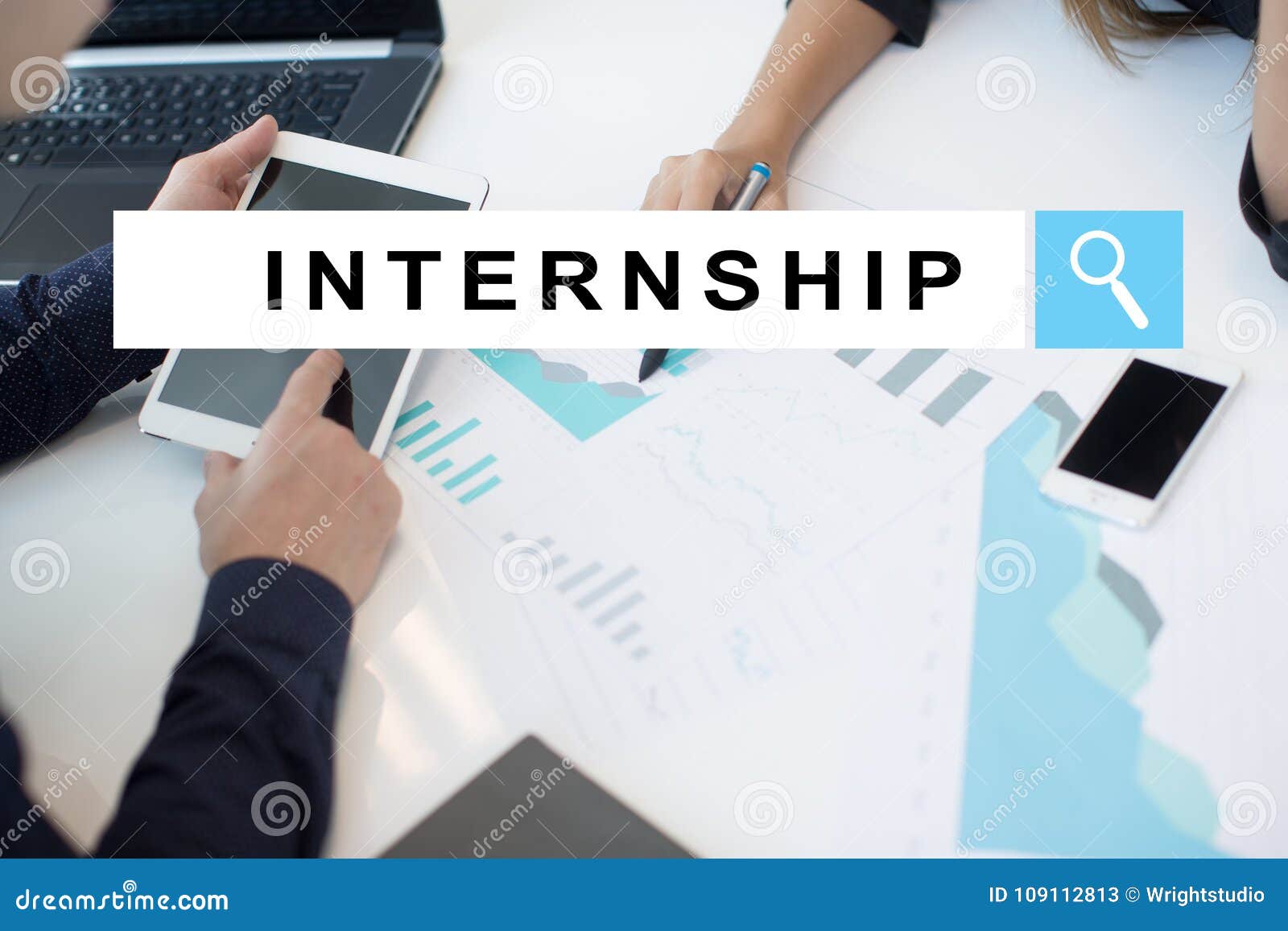 Internship Text on Virtual Screen. Business, Education and Internet ...