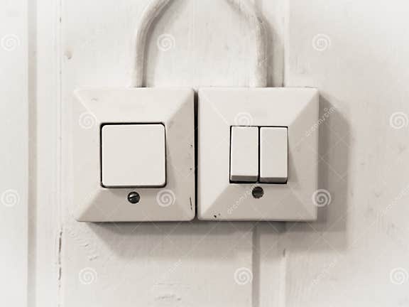 Interruttori della luce fotografia stock. Immagine di plastica - 36376580