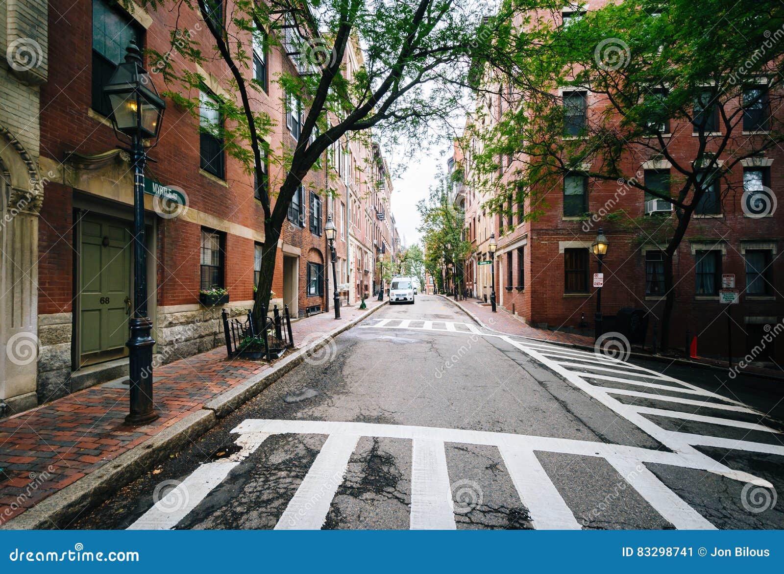 Intersection and Historic Buildings in Beacon Hill, Boston, Mass ...