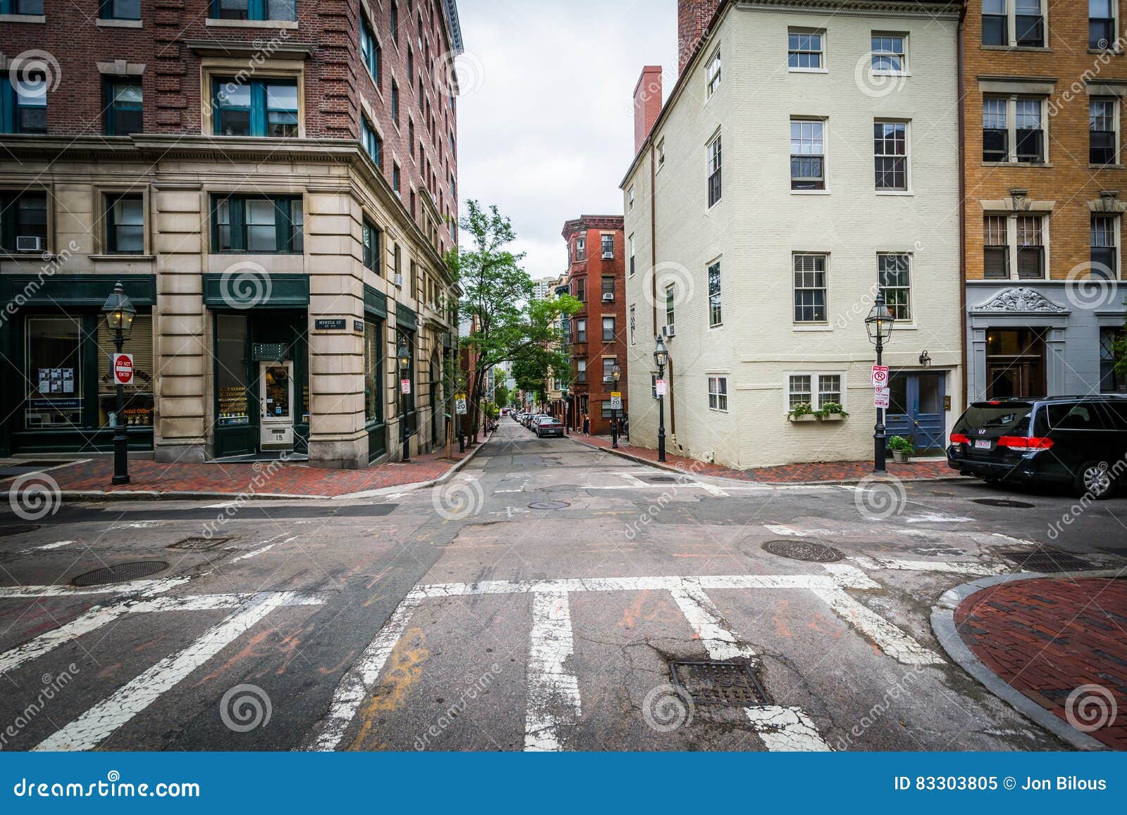 Intersection and Historic Buildings in Beacon Hill, Boston, Mass ...