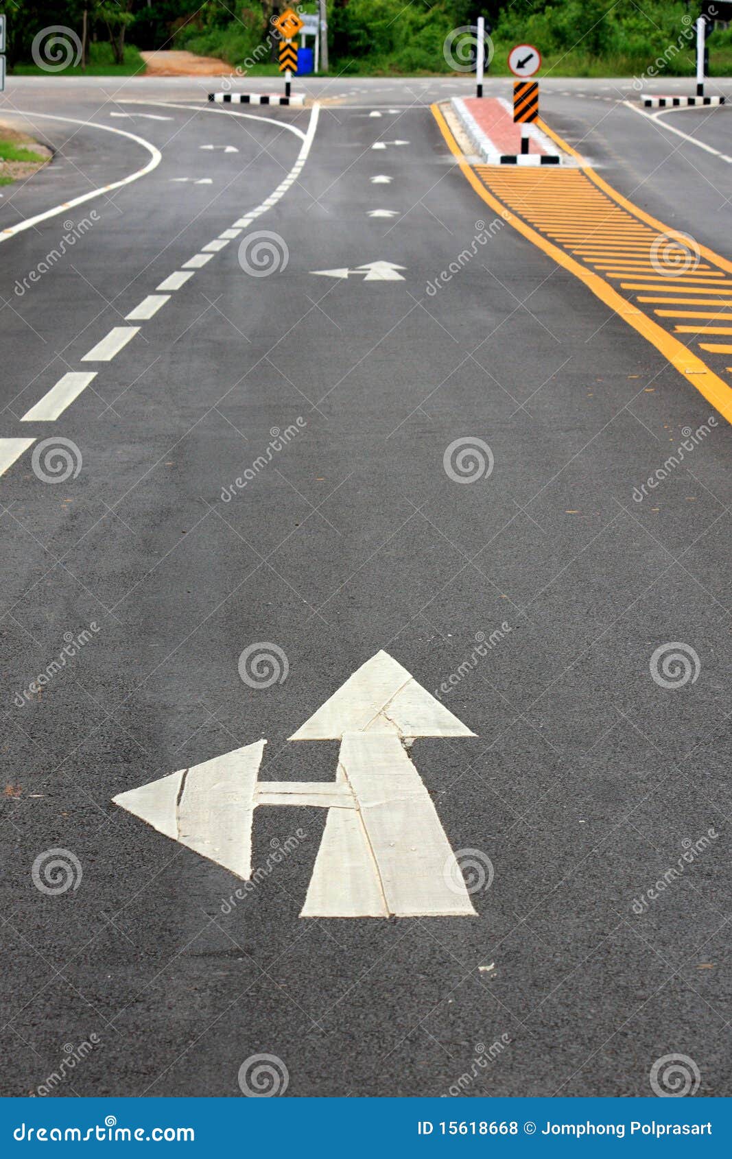 3 Intersection Sign,Solar Powered Traffic Signs , Traffic Signs Stock ...