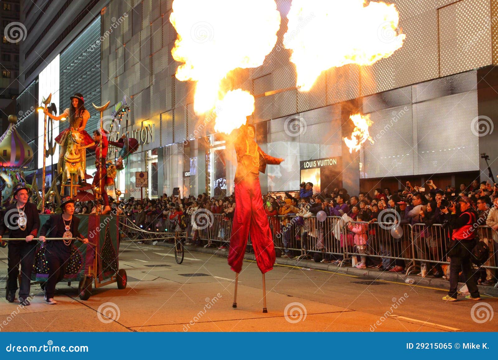 Hong Kong :Intl Chinese New Year Night Parade 2013 Editorial Image ...