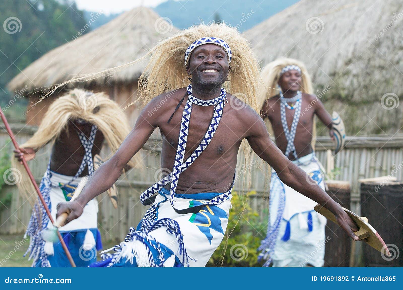 Intore dancers editorial photography. Image of heroes - 19691892