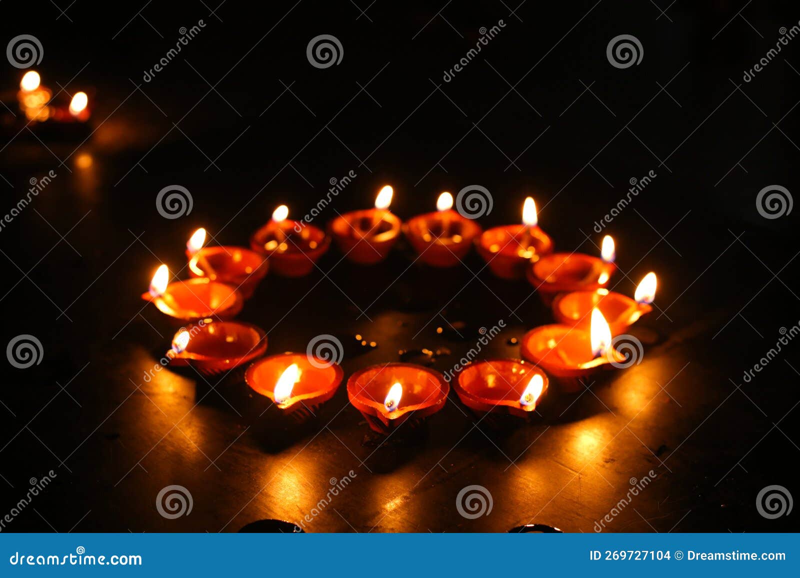 DiyaTraditional Divali Indian Festival,Happy Diwali, Diya Lamps Lit During Diwali Celebration ...