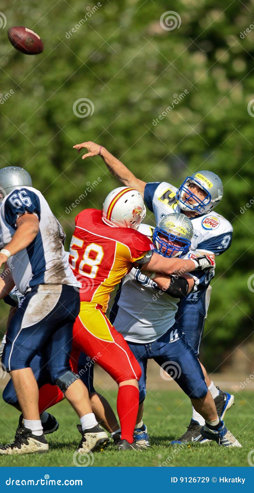 Invaders vs. Steelsharks editorial stock image. Image of athlete - 9126729