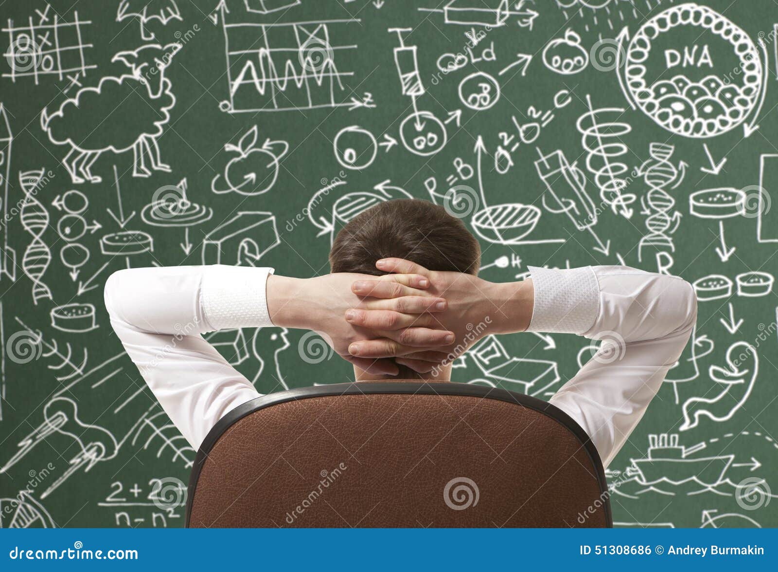 Inventor loco foto de archivo. Imagen de hombre, pizarra - 51308686