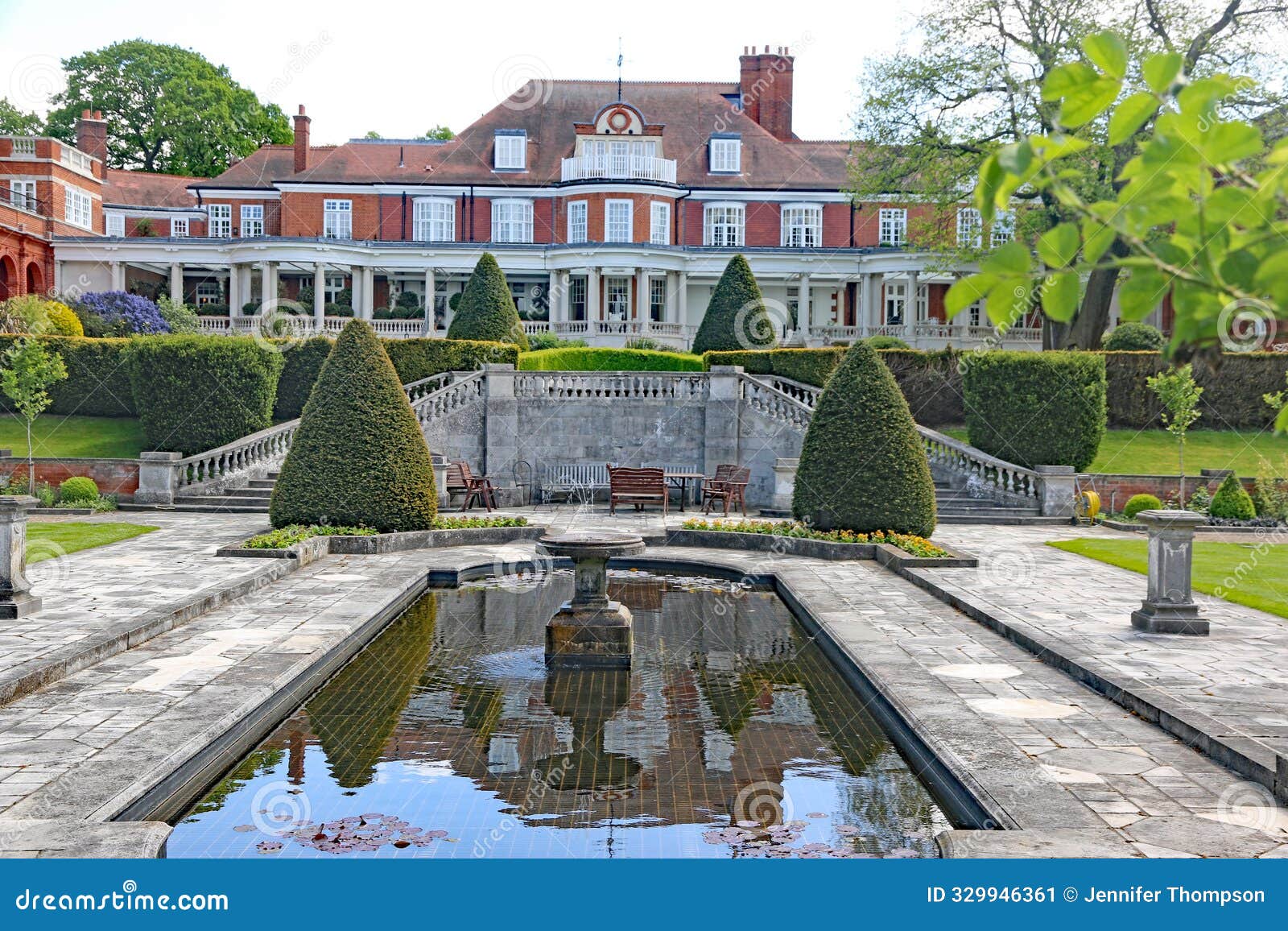 Inverforth House and Gardens, London Stock Image - Image of house ...