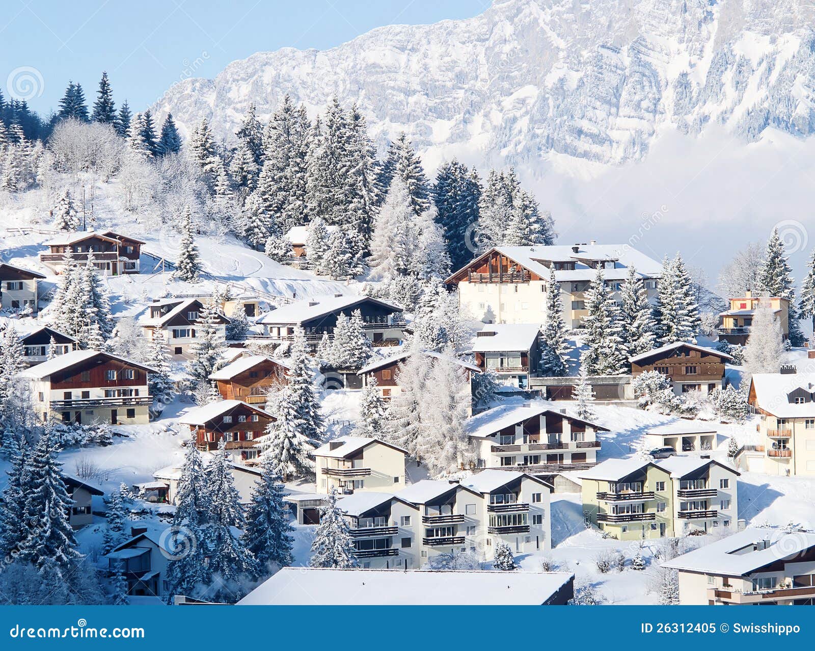 Inverno nelle alpi immagine stock. Immagine di lusso - 26312405