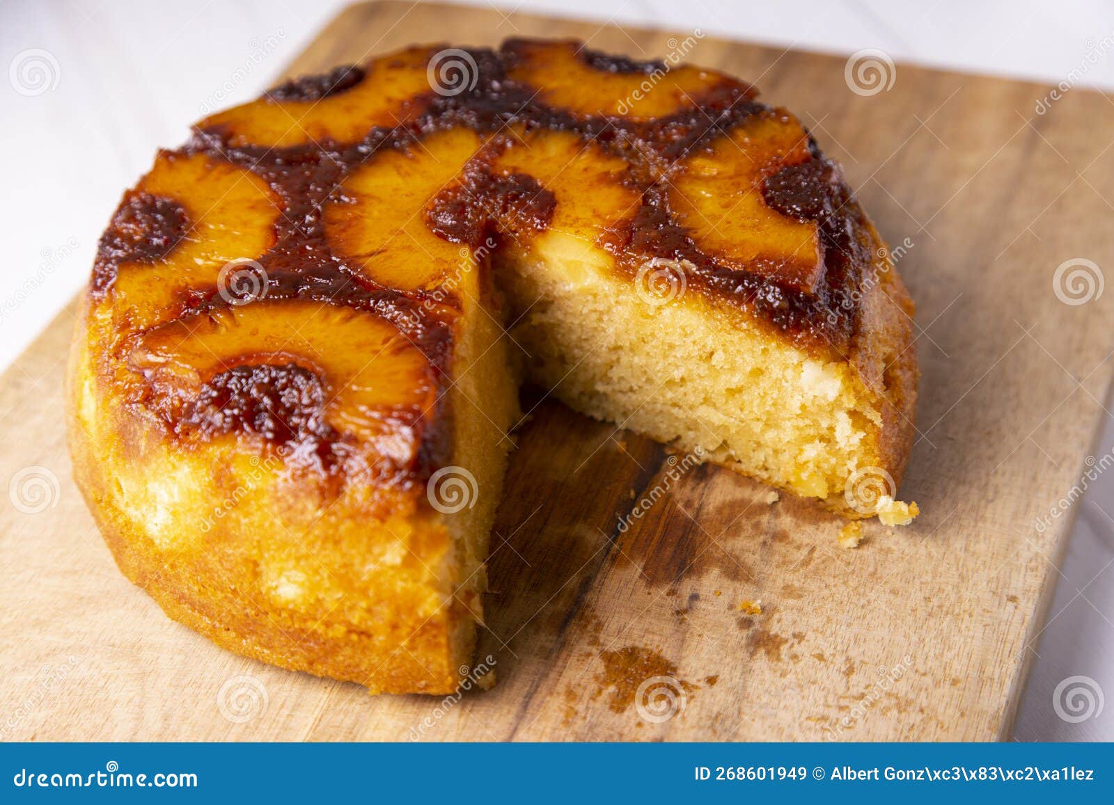 Inverted Pineapple Sponge Cake. Stock Image - Image of cooking, classic ...