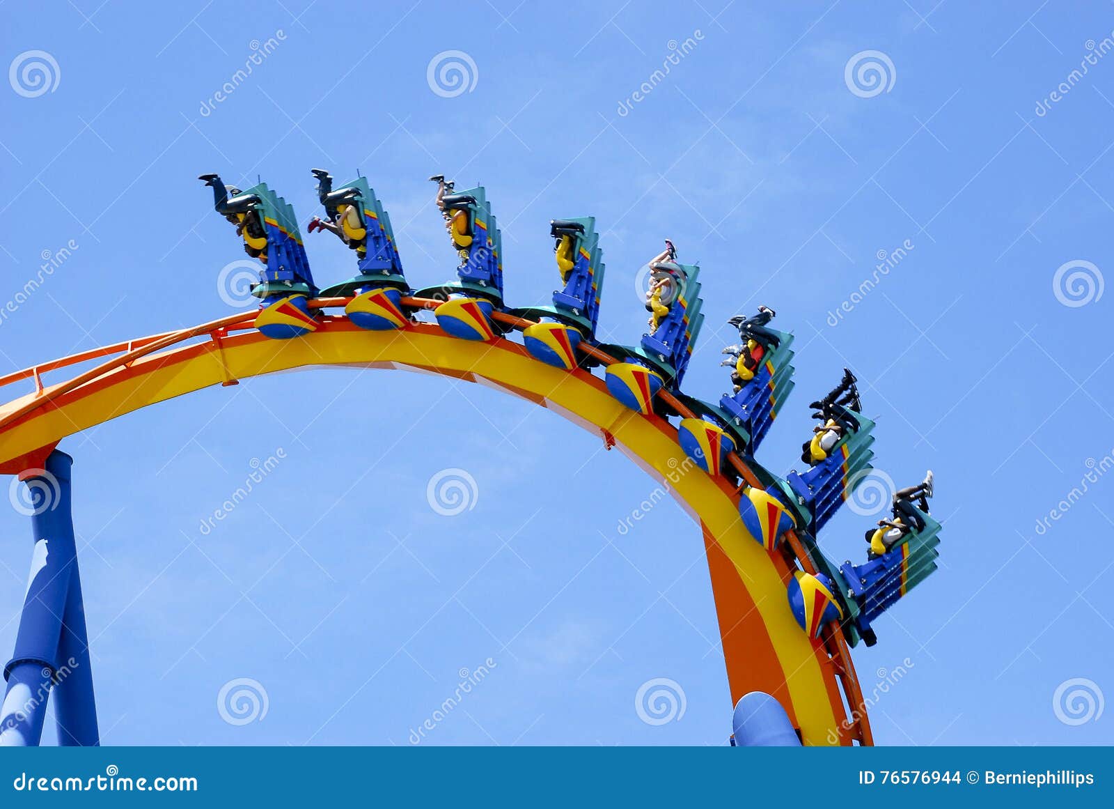 Incline Loop Stock Photo | CartoonDealer.com #218346