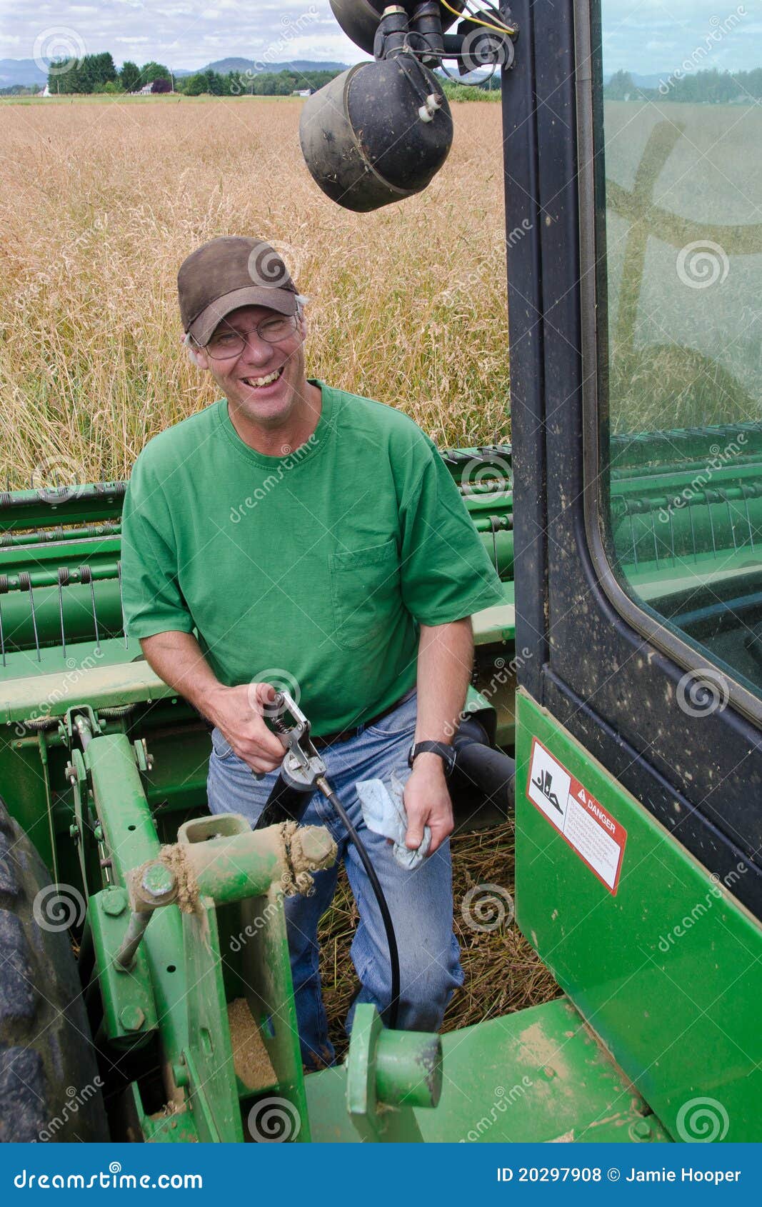 Invetten combineert stock foto. Image of landbouwers - 20297908