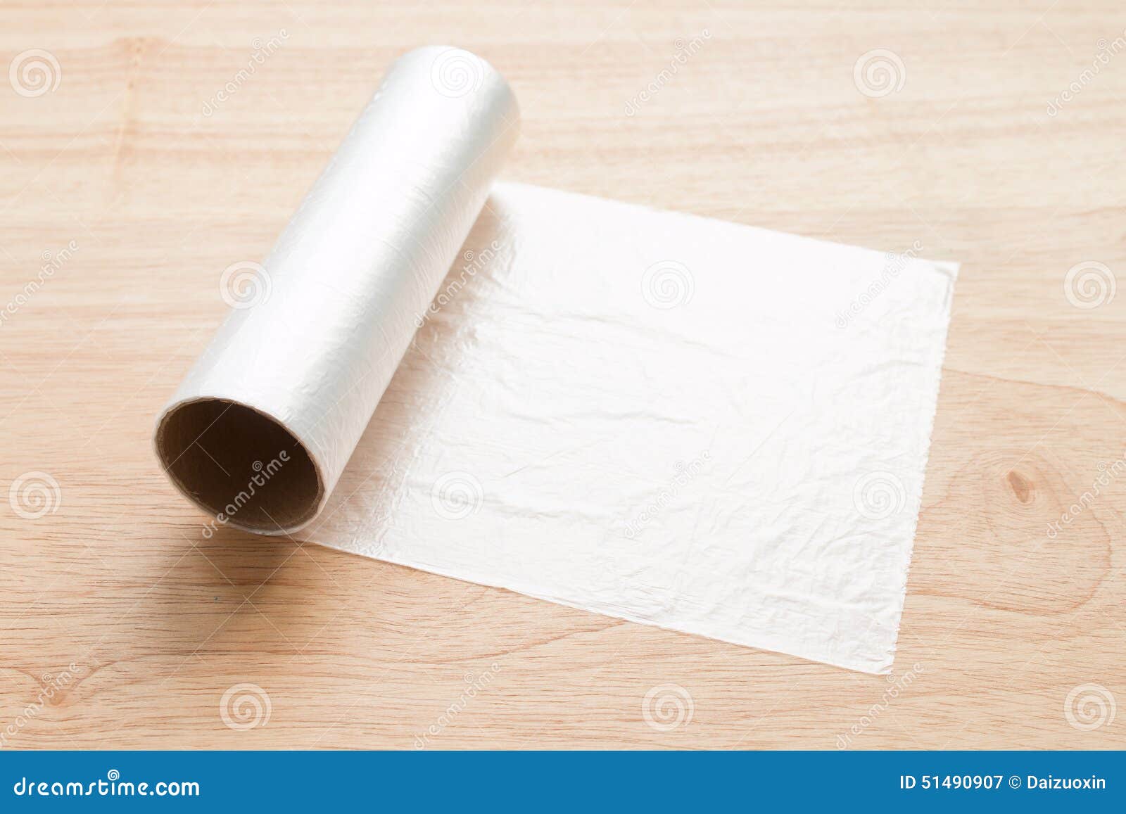 Involucro di plastica immagine stock. Immagine di industria - 51490907