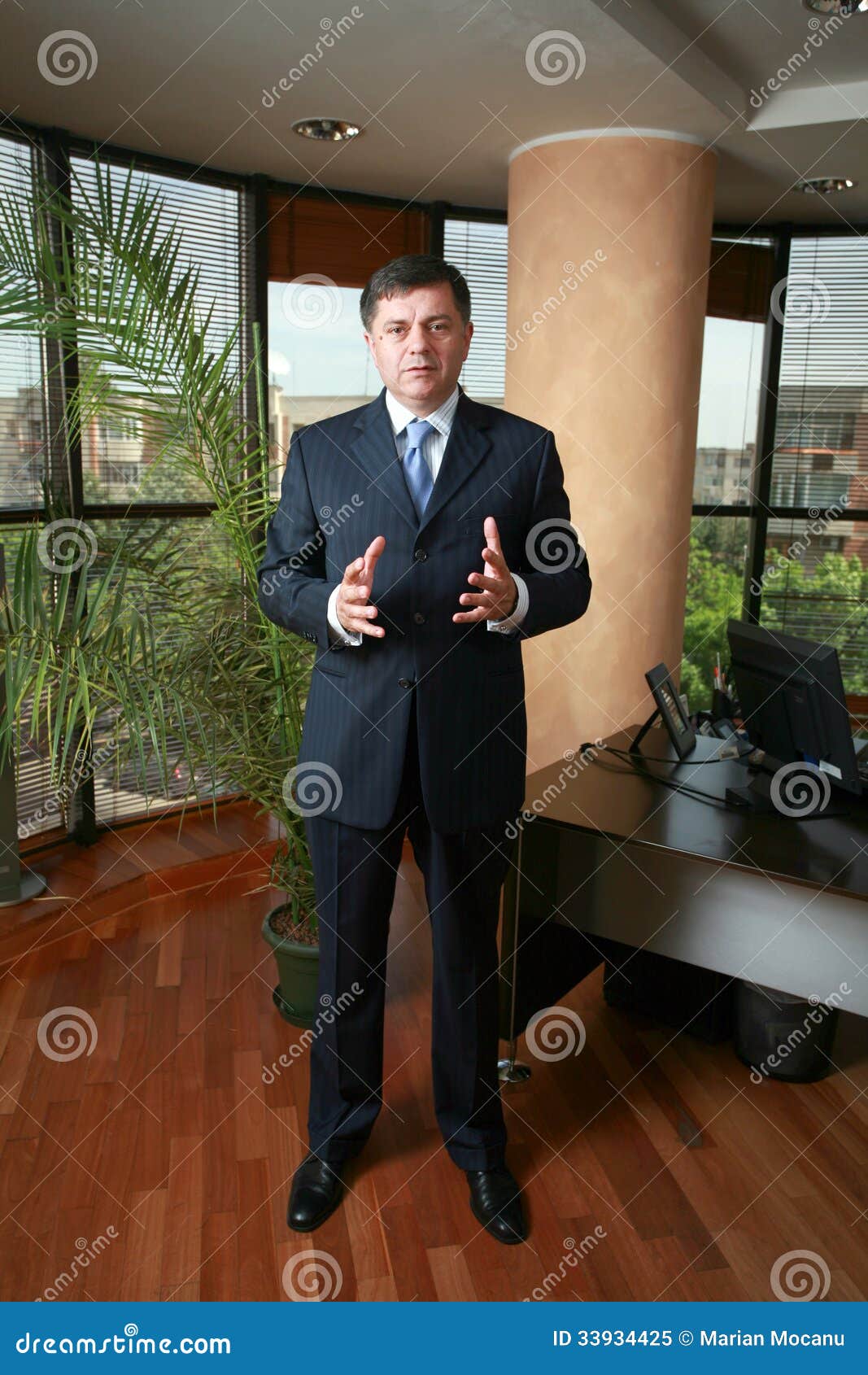 Ionut Costea editorial image. Image of manager, portraits - 33934425