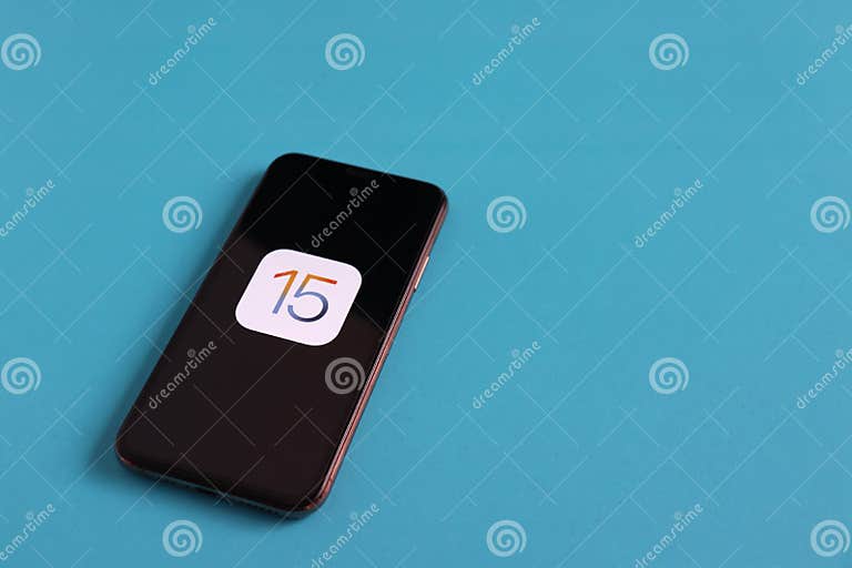 IOS 15 Logo on Screen, New Operating System 2021 on Apple Devices ...