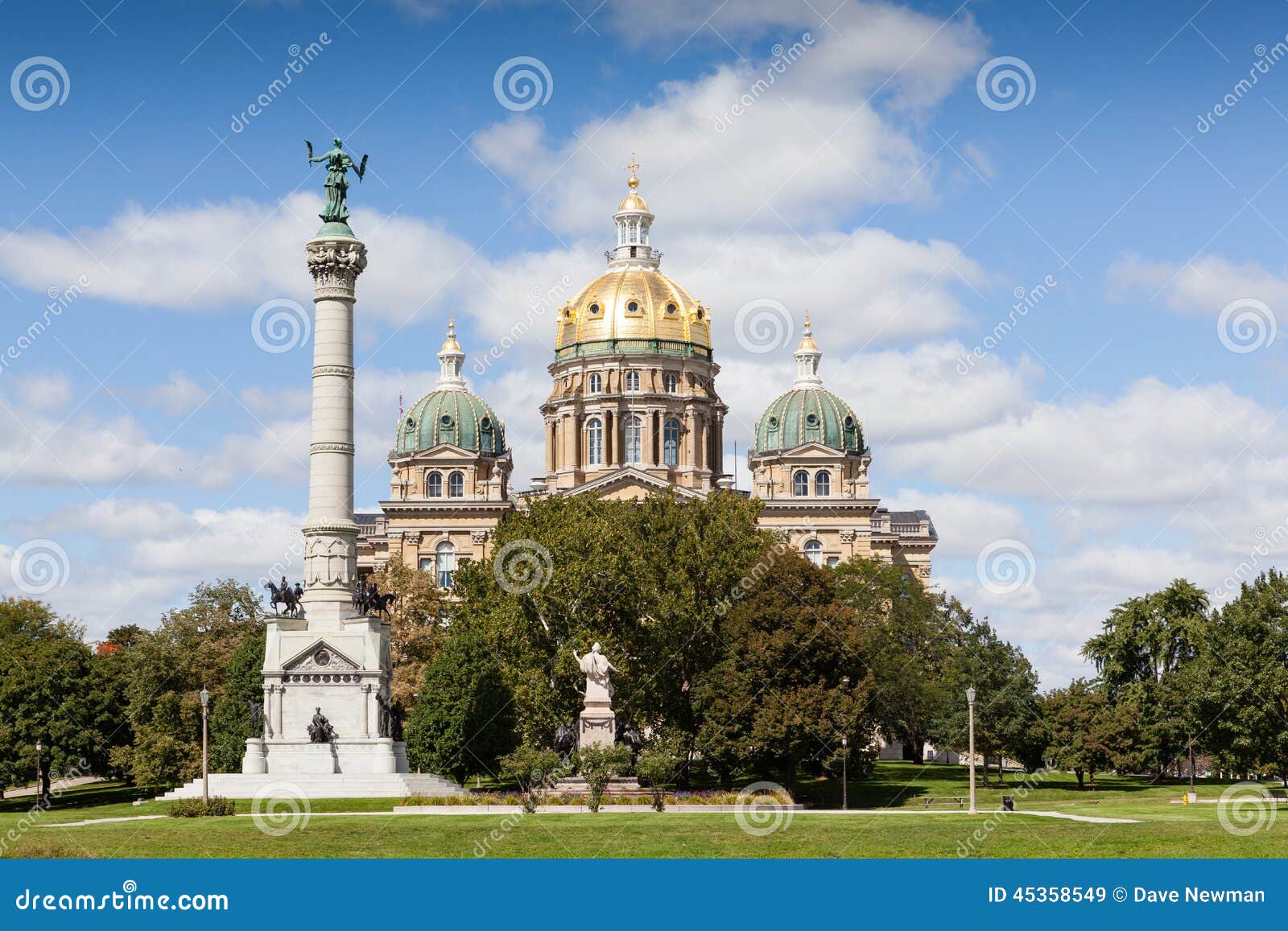 Iowa State Capitol Building, Des Moines Stock Image - Image of ...