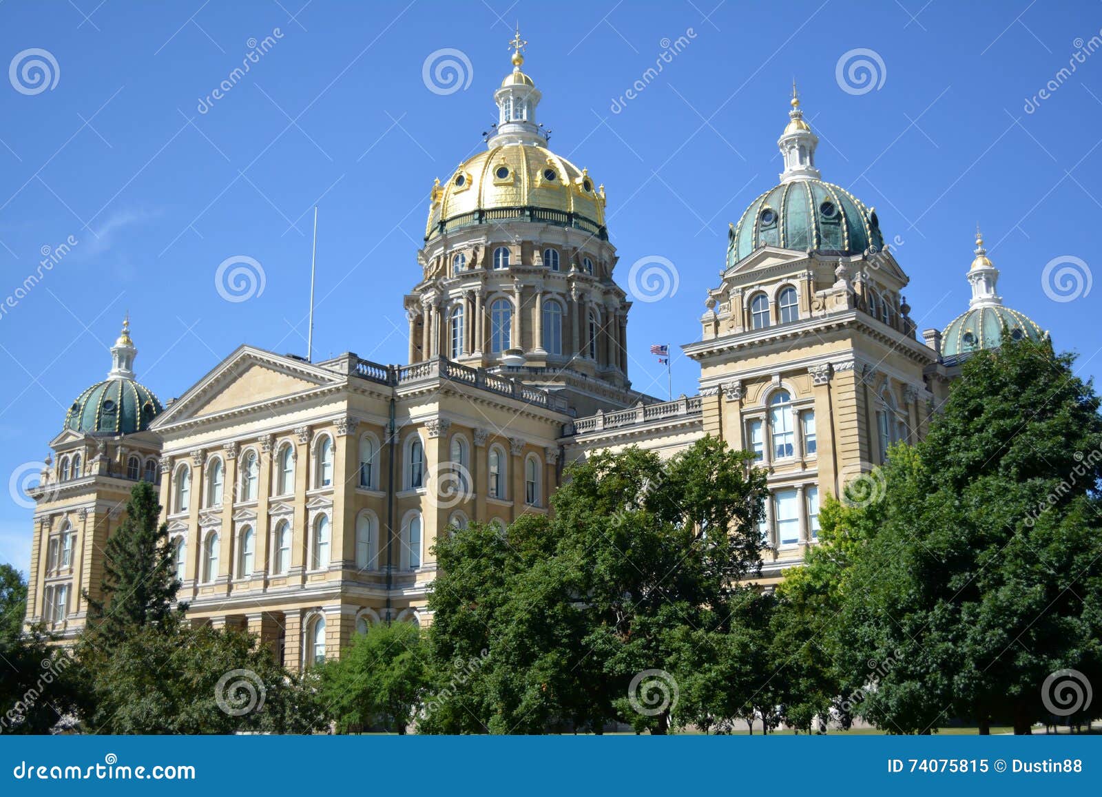Iowa State Capitol Building Stock Image - Image of domes, state: 74075815