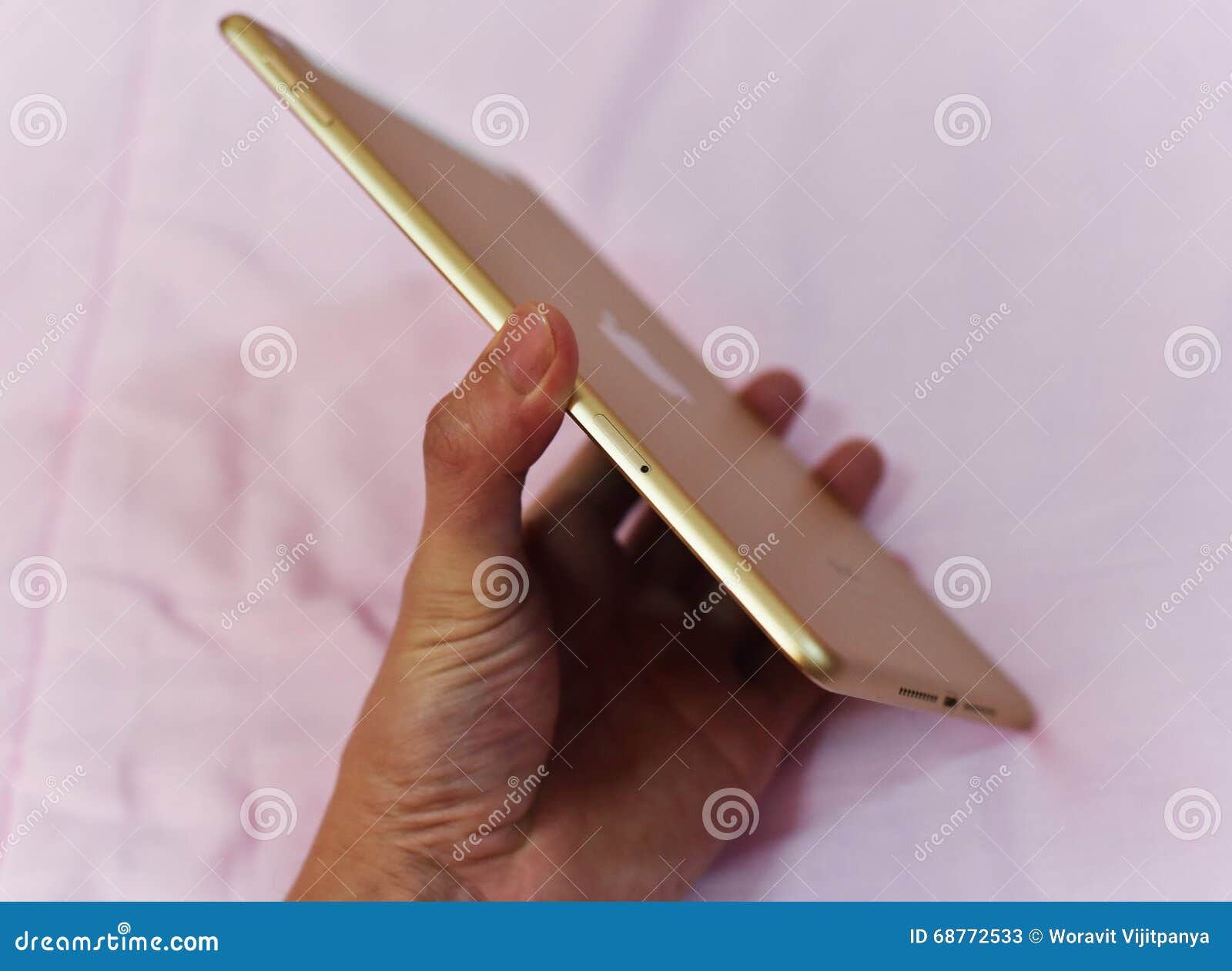 Ipad in hand editorial stock photo. Image of apple, industry - 68772533