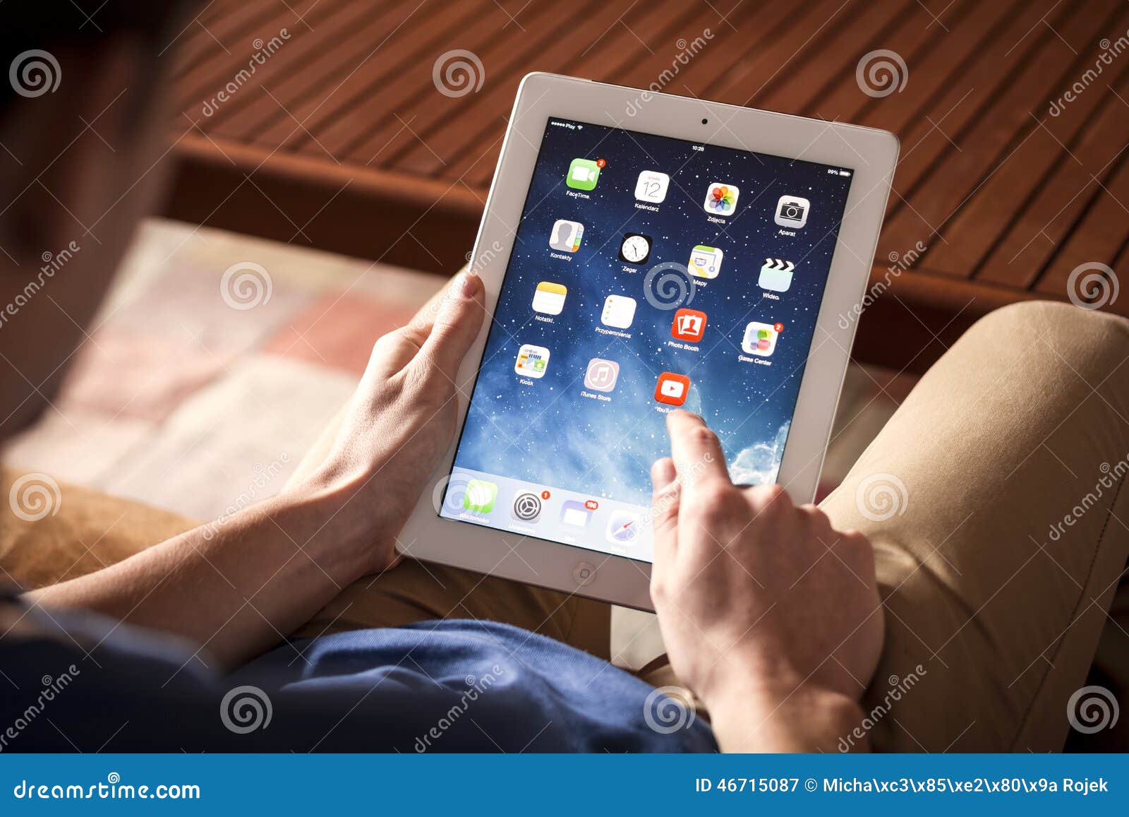 IPad in hand editorial photography. Image of finger, lockscreen - 46715087