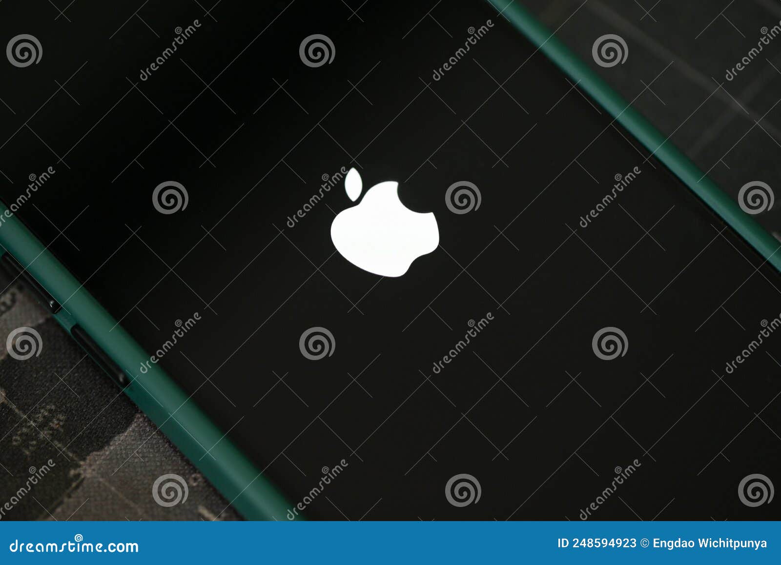 IPhone 13 Pro with Apple Logo Loading and Installing Operating System ...