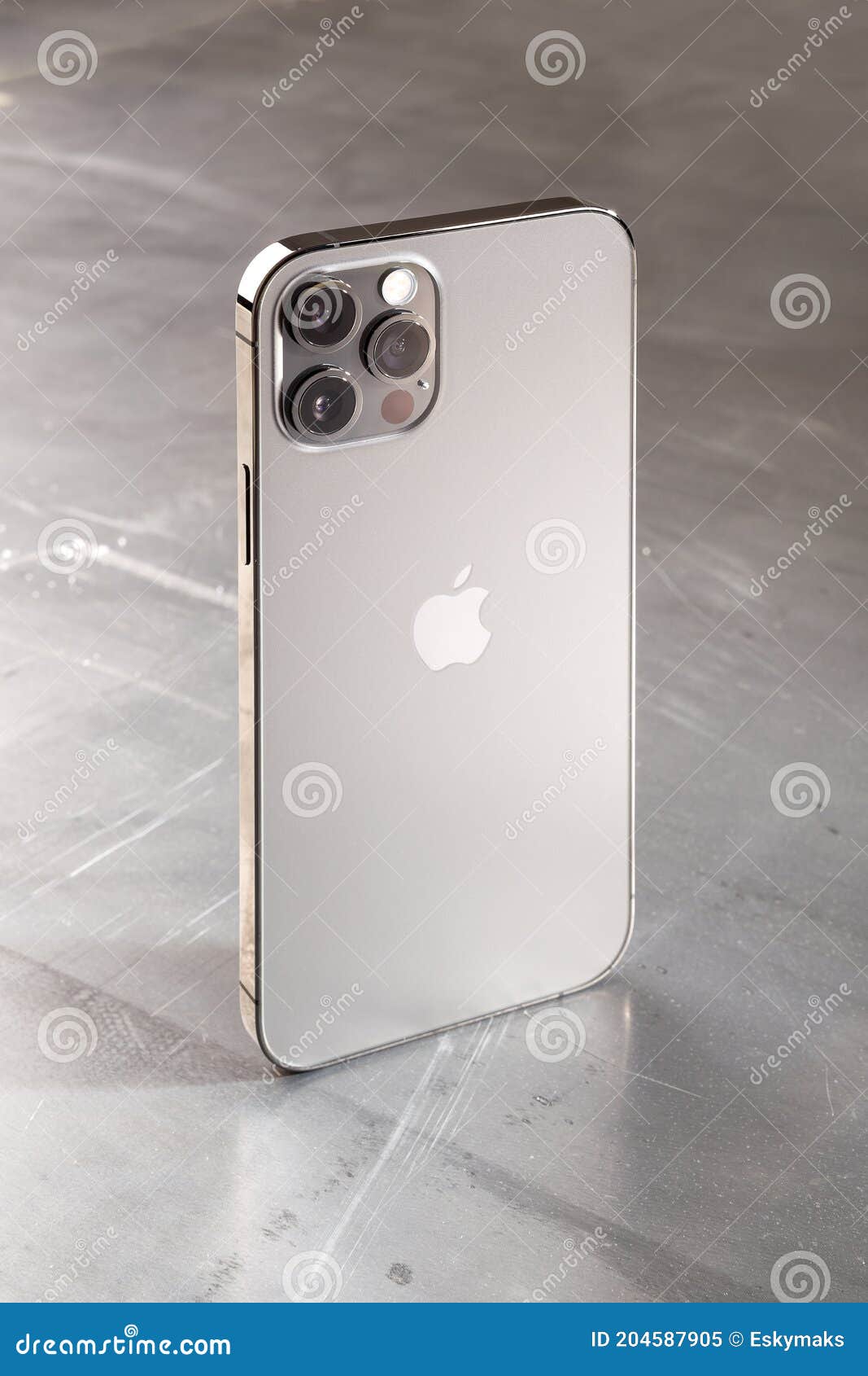 IPhone 12 Pro Max Graphite editorial image. Image of technology - 204587905