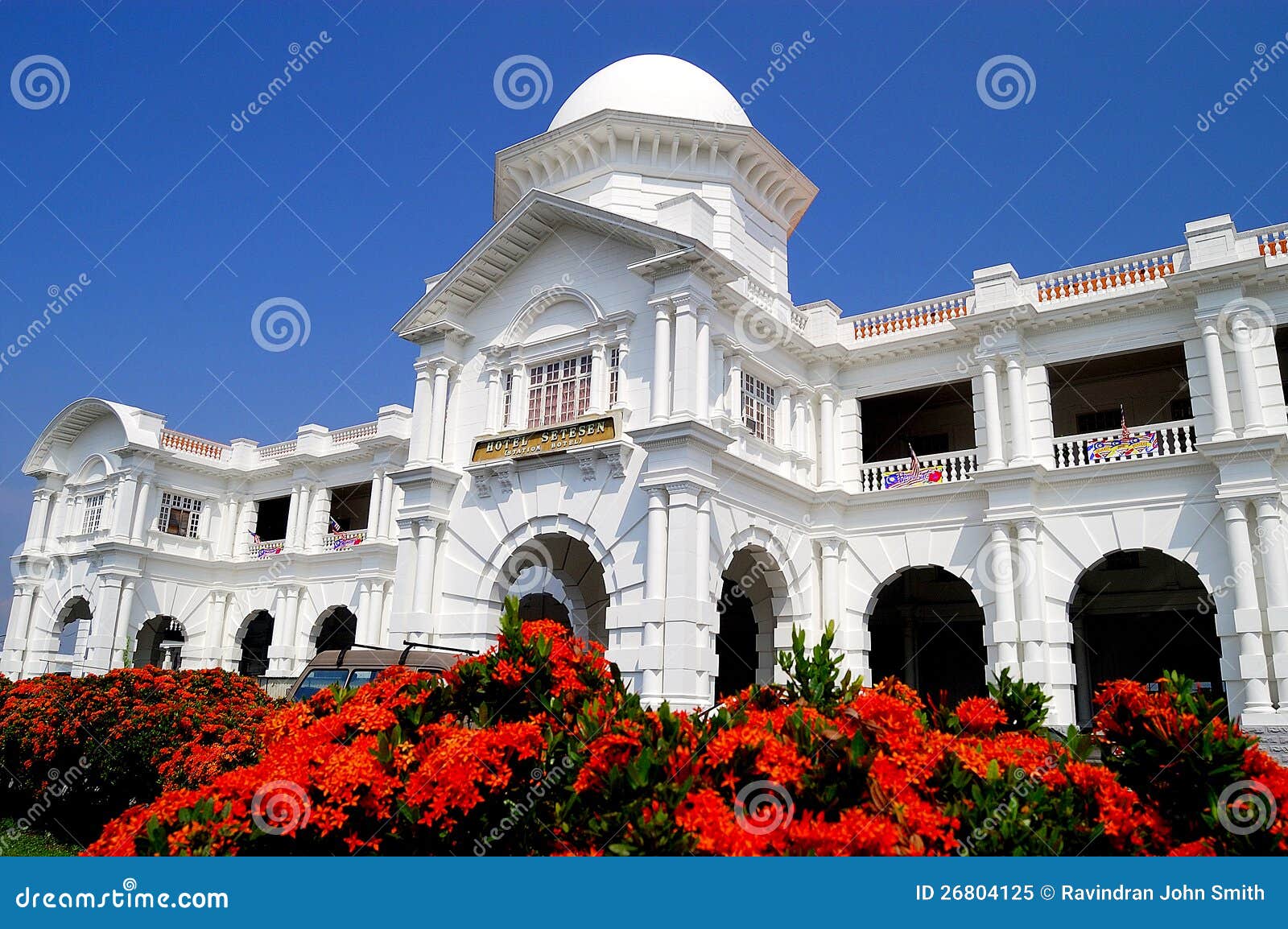 The Ipoh Railway Station editorial image. Image of railway - 26804125