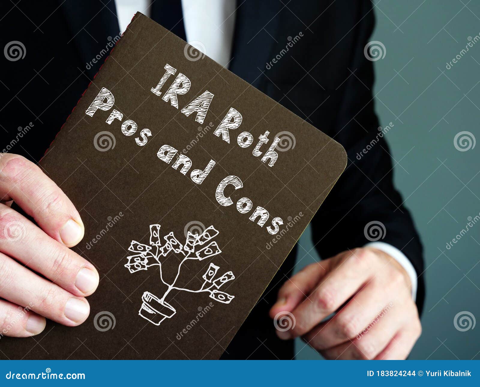IRA Roth Pros and Cons Sign on the Piece of Paper Stock Photo - Image ...