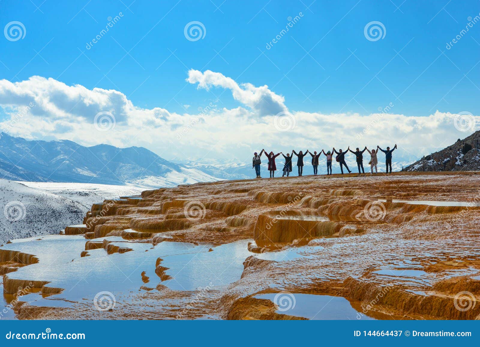Iran BADAB-E SURT editorial photography. Image of view - 144664437