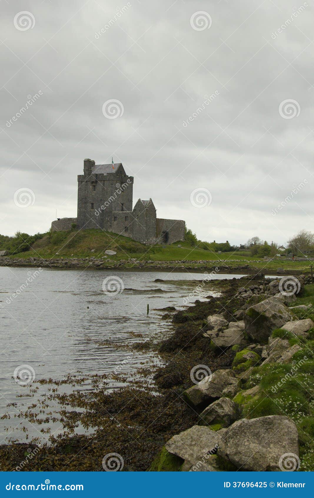 Ireland Castle in Vertical Position Stock Image - Image of gothic ...