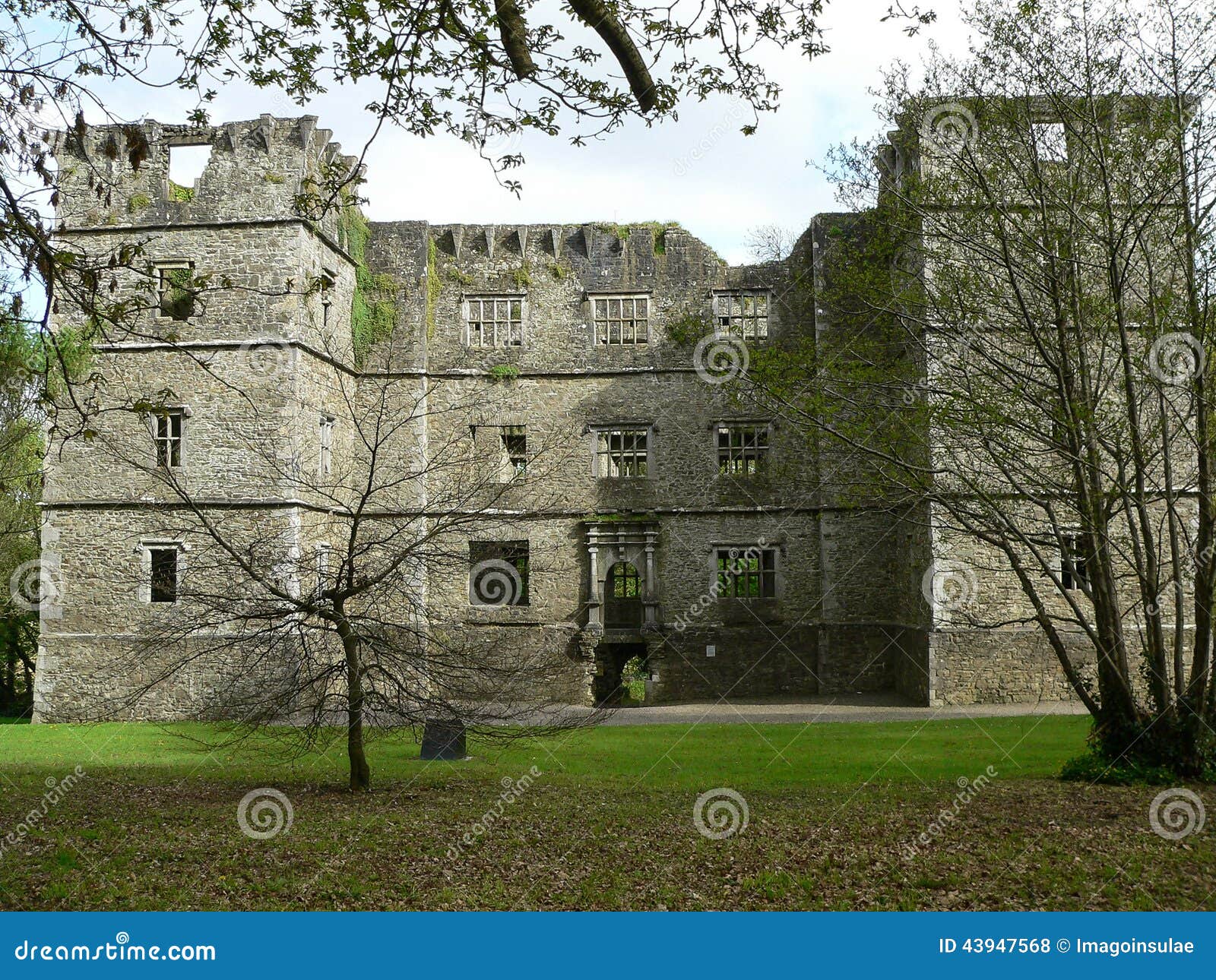 Ireland. Kanturk editorial stock photo. Image of cromwell - 43947568