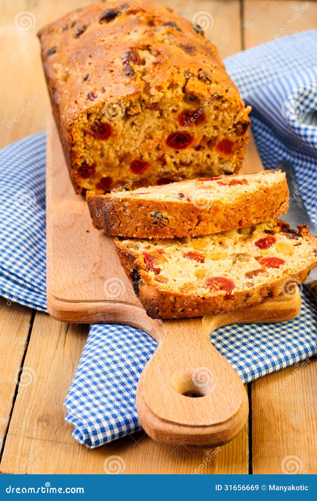 Irish barmbrack stock image. Image of cake, barmbrack - 31656669