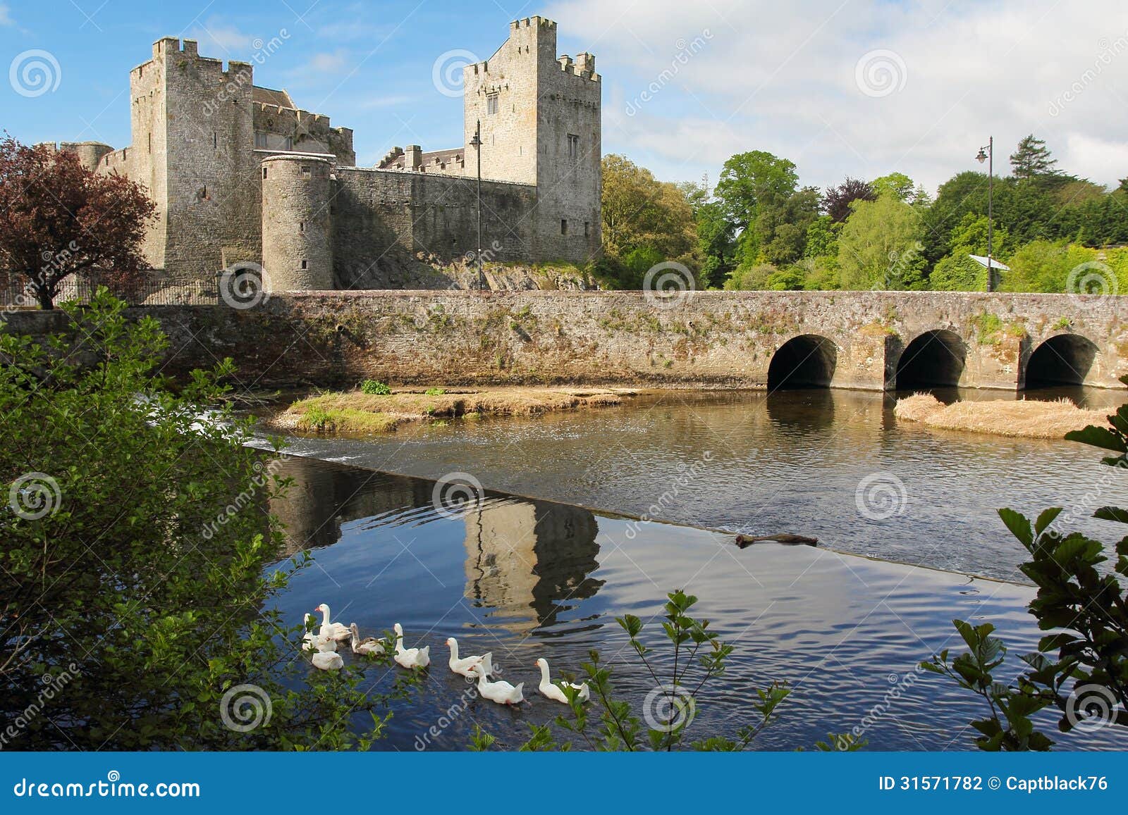 Irish castle of Cahir stock photo. Image of ireland, building - 31571782