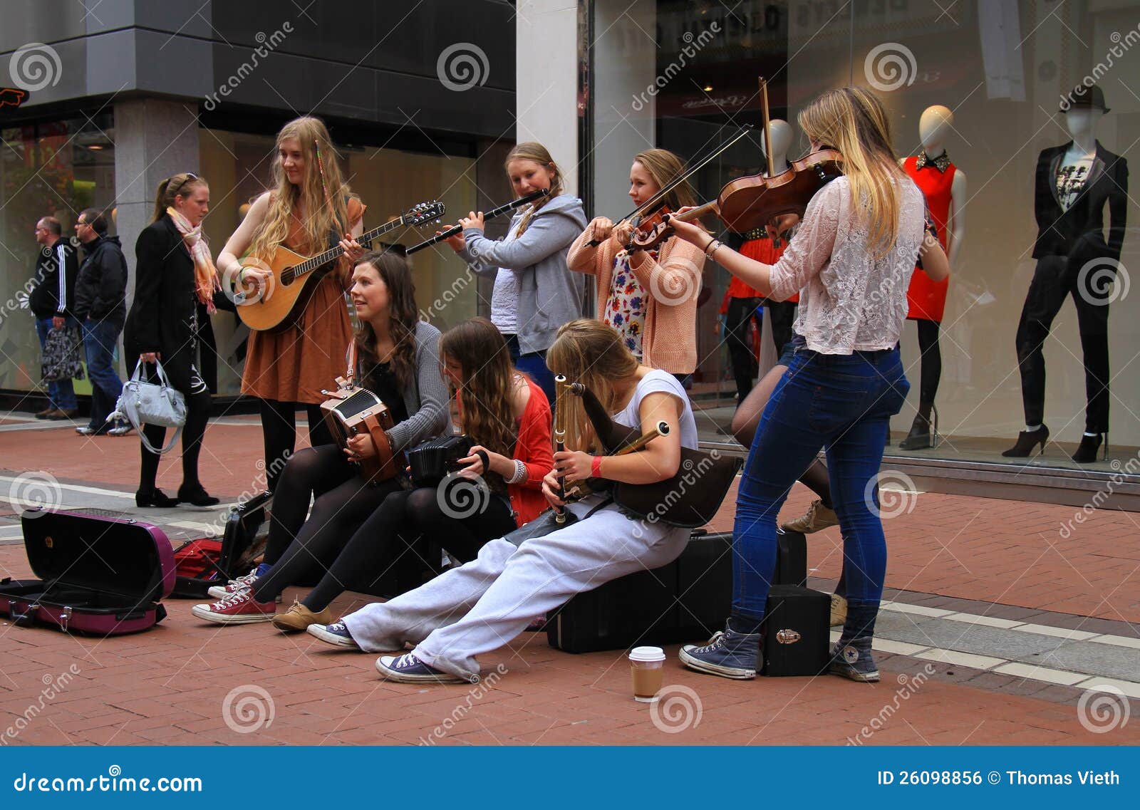 Ireland/Dublin: Street Musicians Editorial Photo - Image of ireland ...
