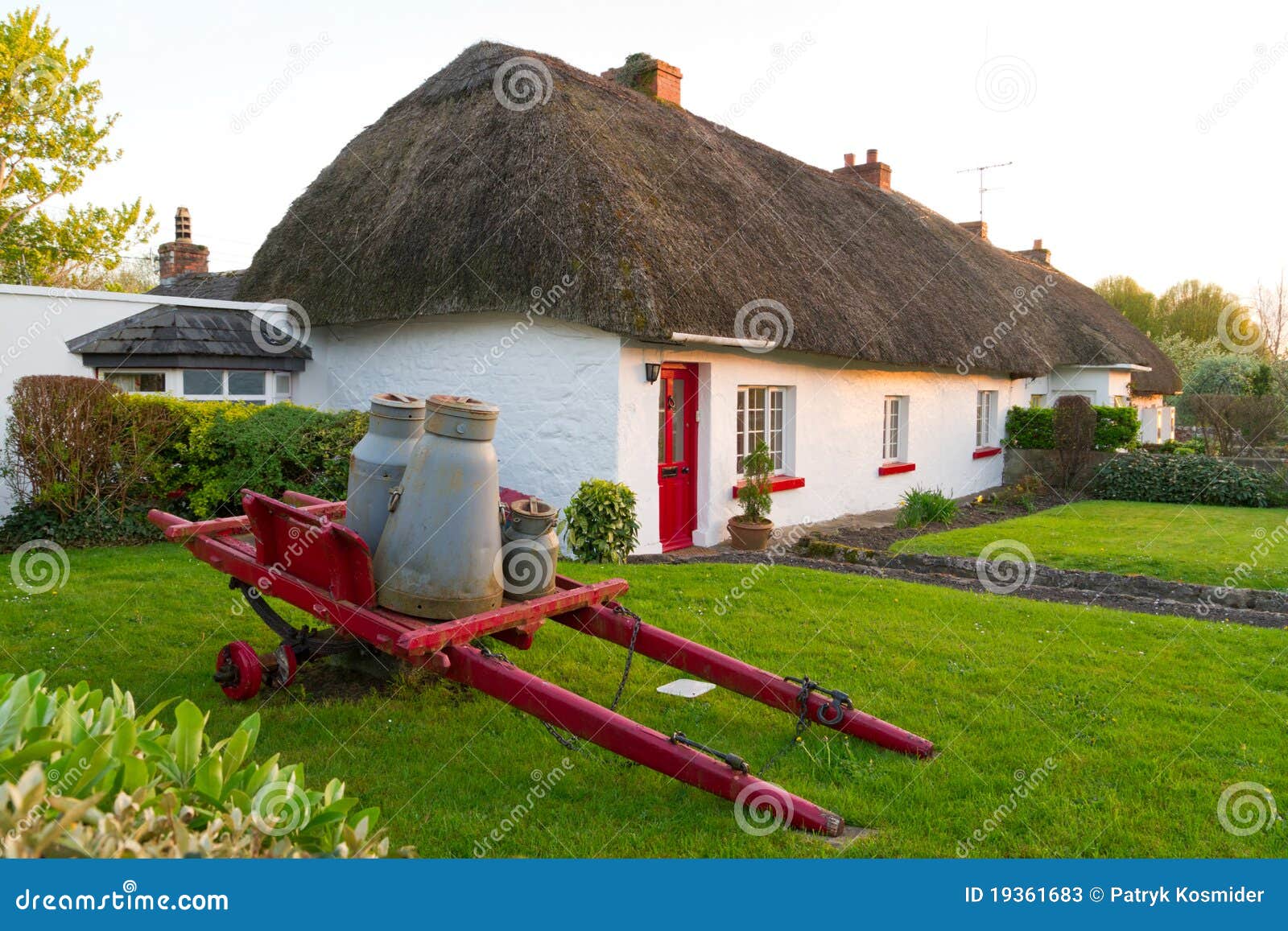Irish Traditional Cottage House Stock Image - Image of stone, cottage ...