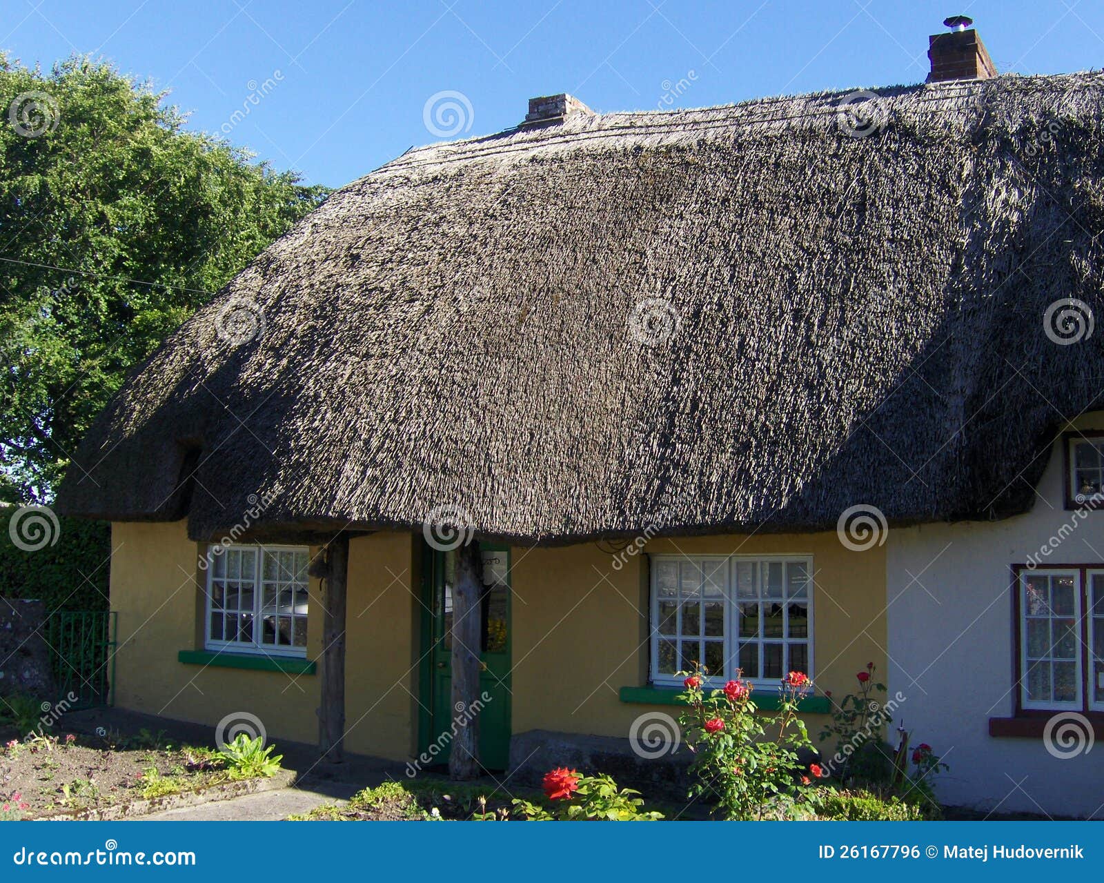 Traditional Cottage Stock Photo | CartoonDealer.com #3563550