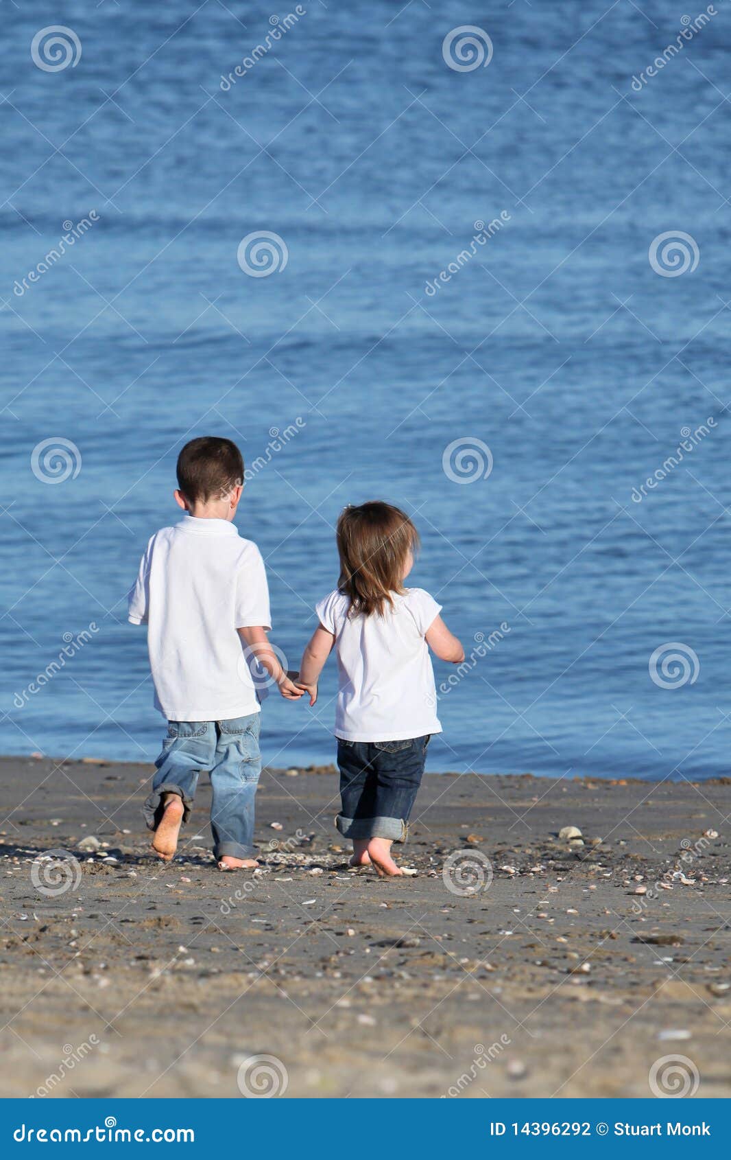 Irmãos foto de stock. Imagem de bonito, costa, amor, divertimento ...